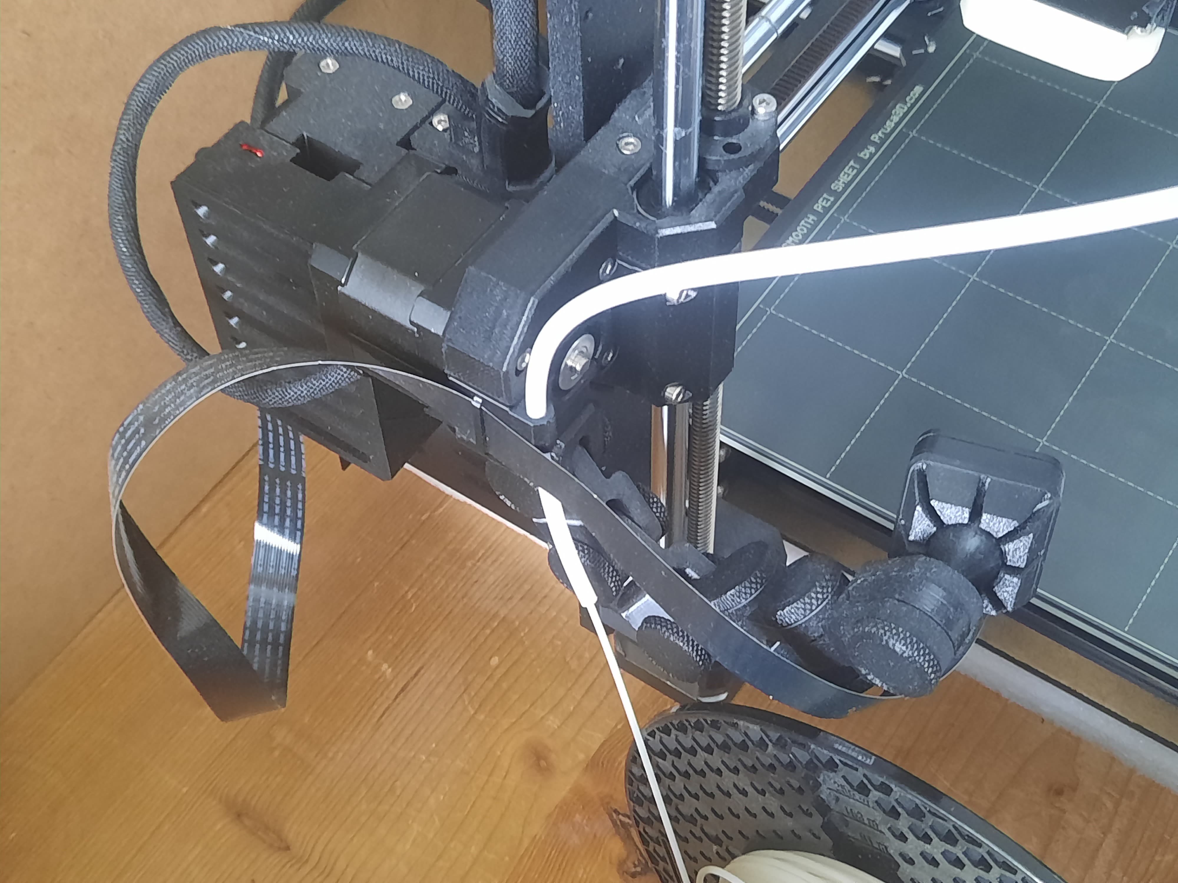 MK4 X-axis camera holder with(-out) reverse bowden adapter by Enijat ...