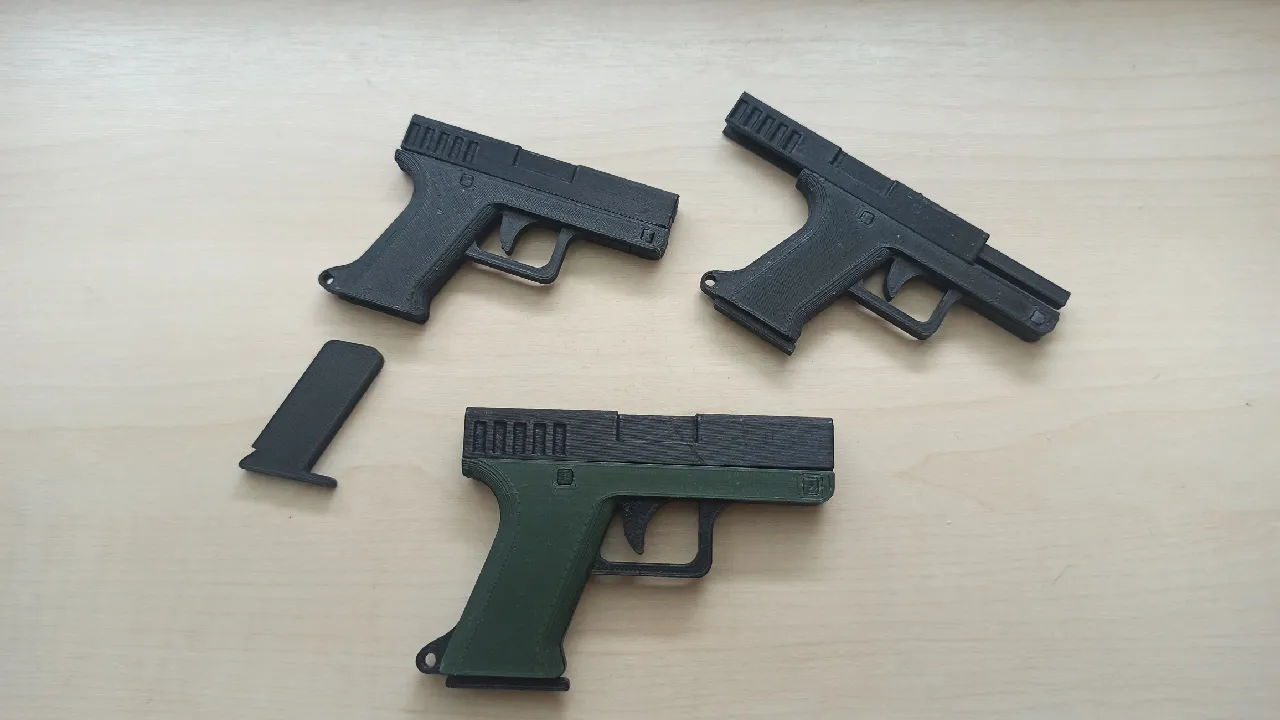 Keychain small gun by BramBy | Download free STL model | Printables.com