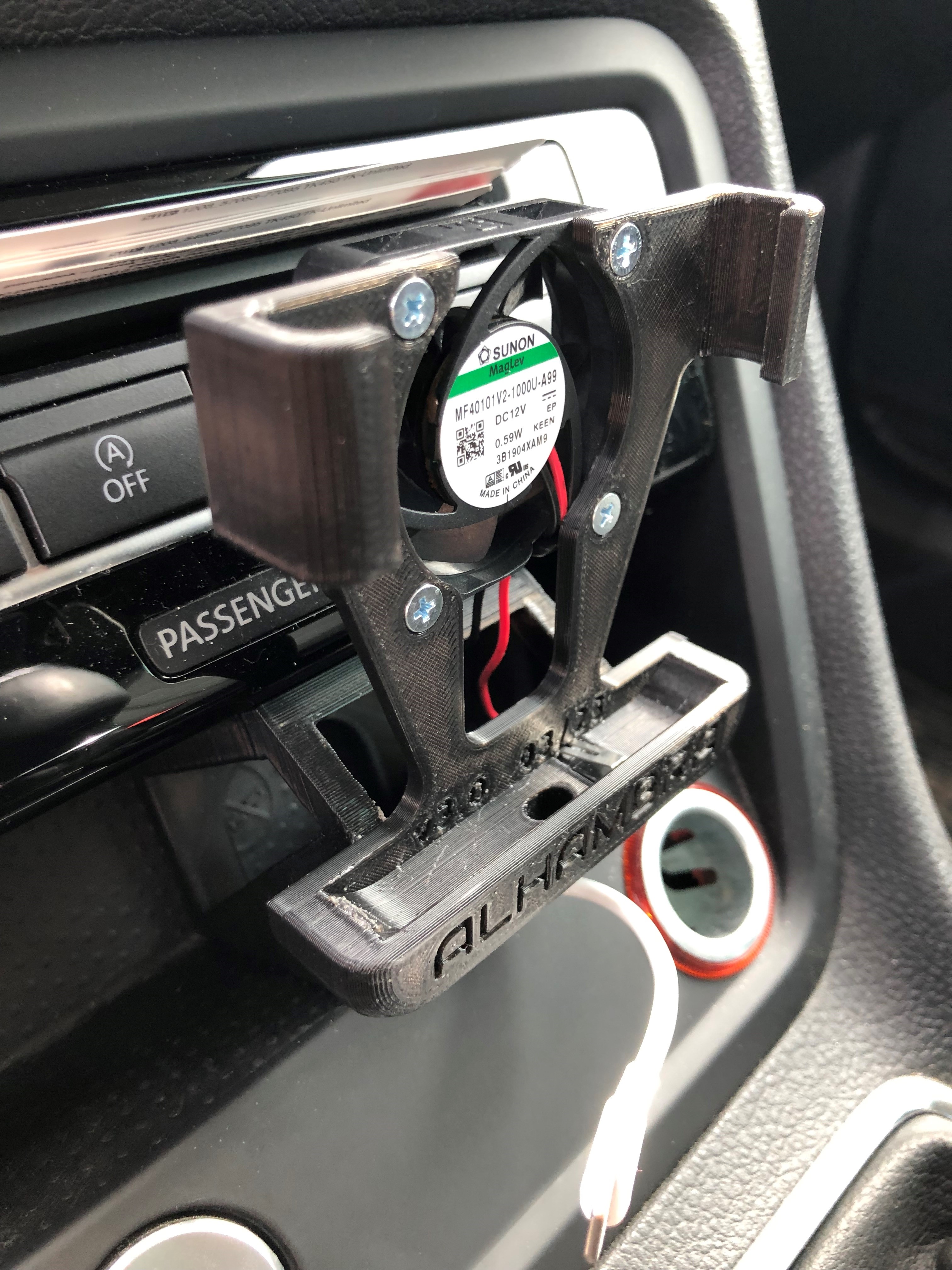 Docking car holder iPhone8 for SEAT FullLink - ver 3.0 by Nosko ...