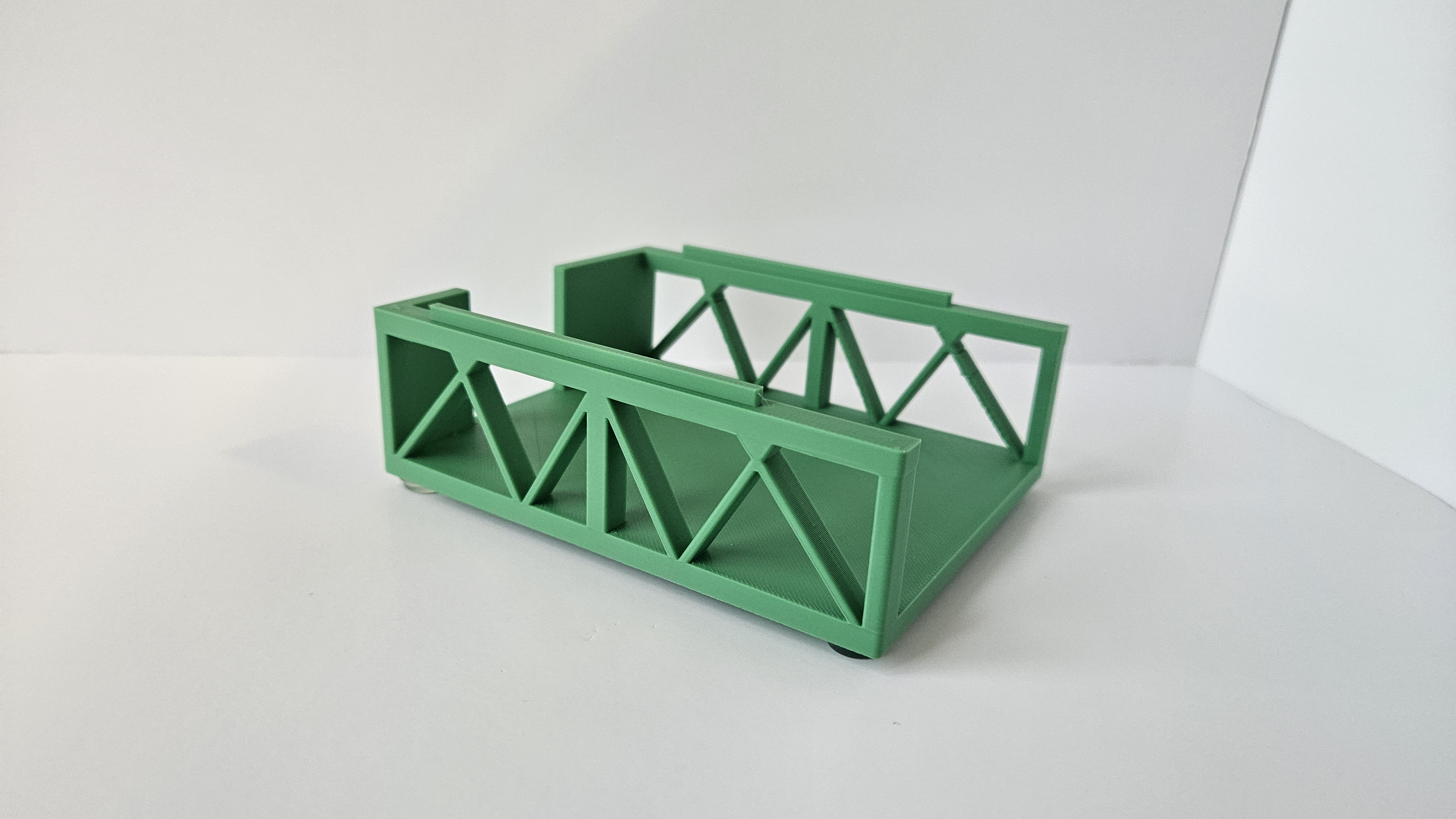 Stackable Hard Drive Server Rack by MTFPrint | Download free STL model ...