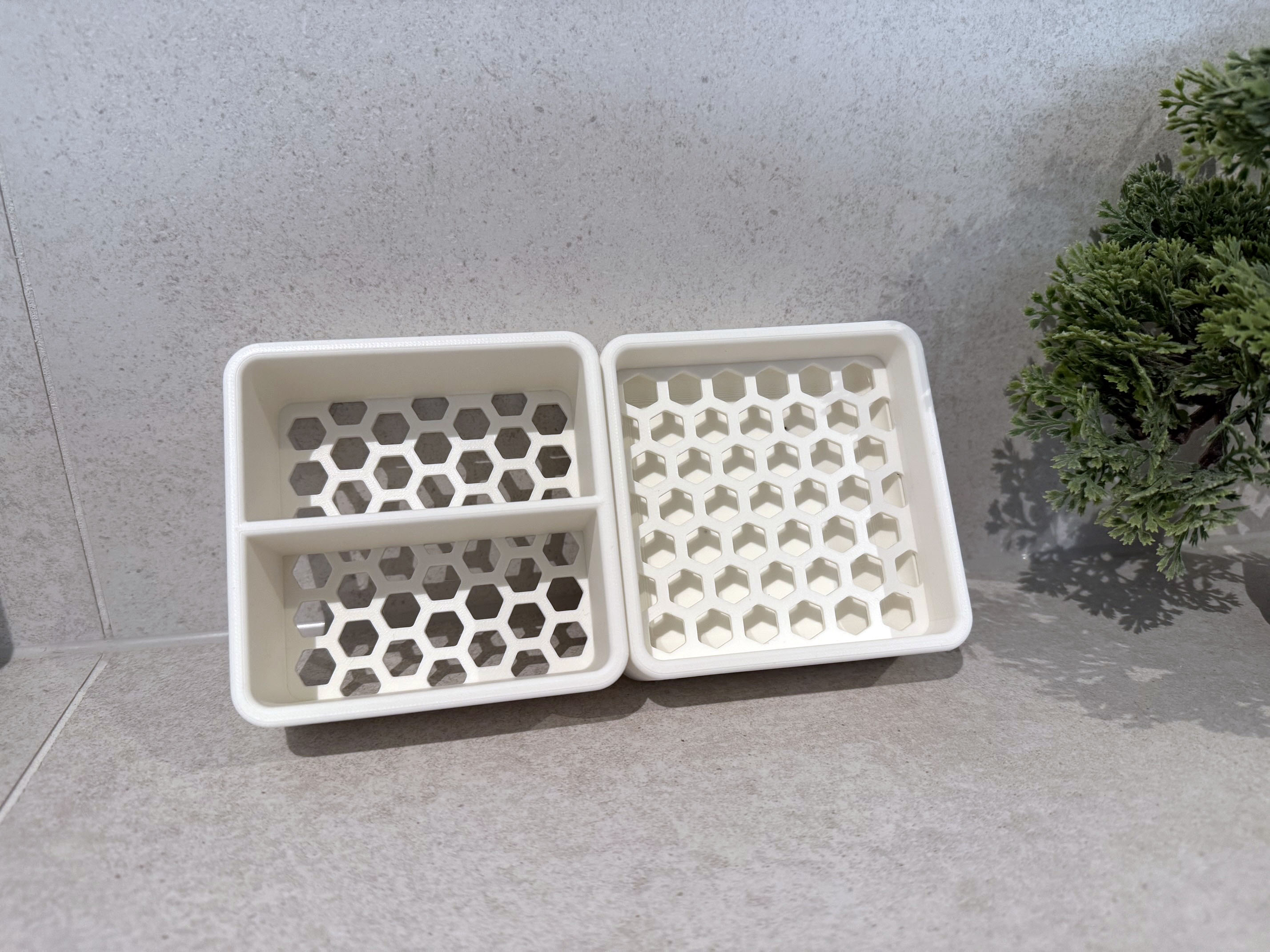 Soap Tray with with spill collector by Stigern | Download free STL ...