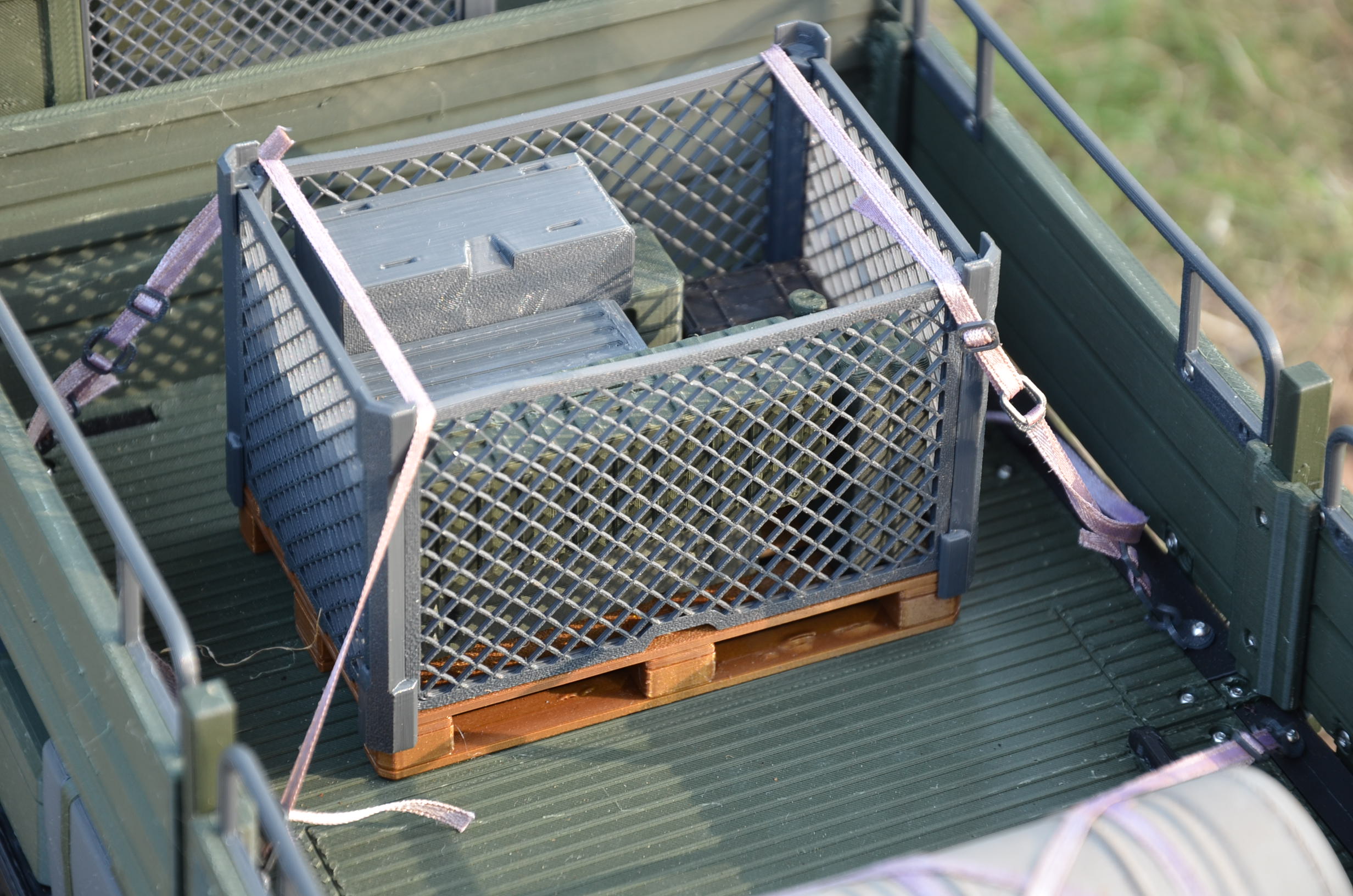 Euro Pallet Box Crate Scale 1/10 by firstgizmo | Download free STL ...