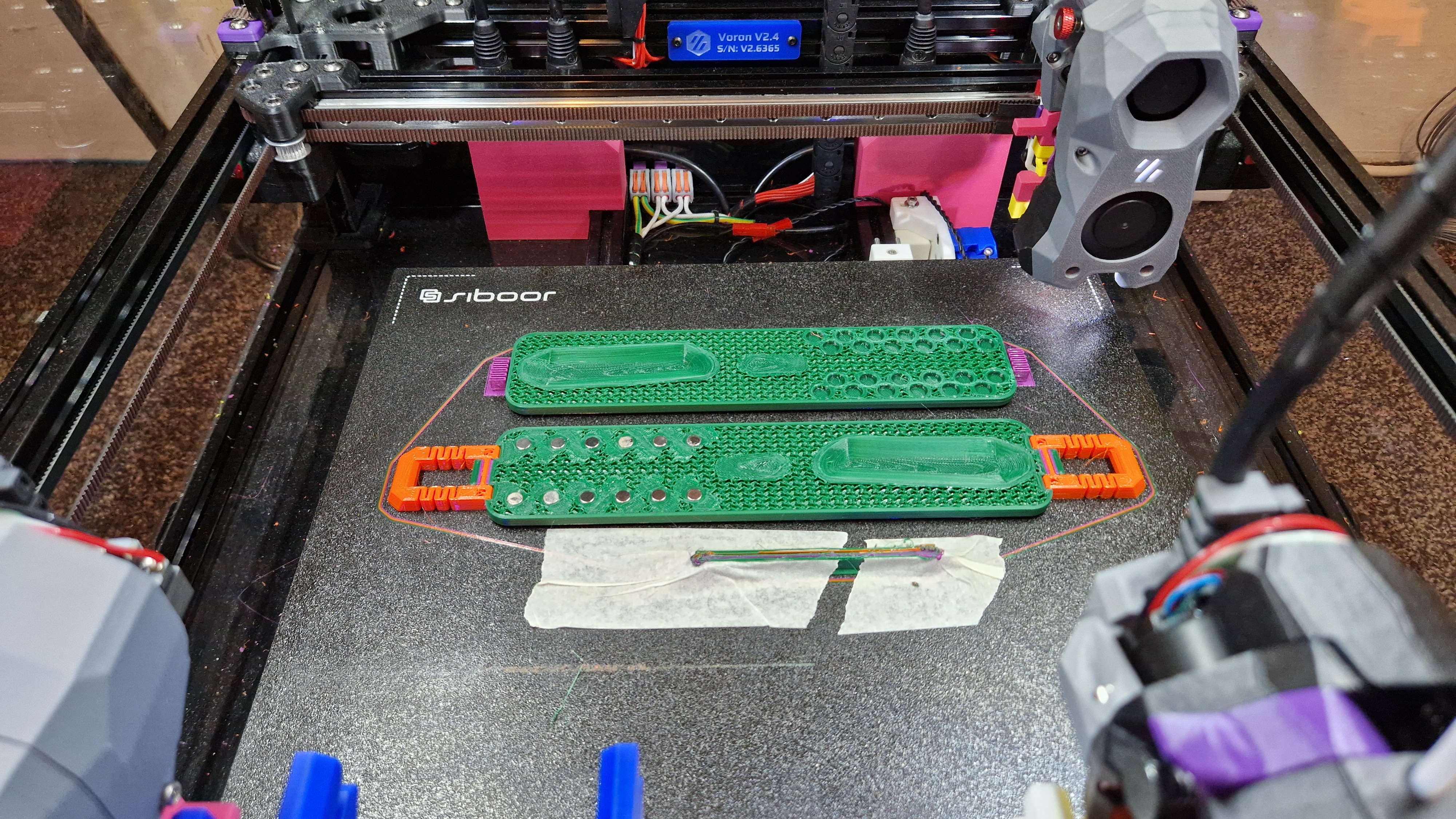 LTT Screwdriver Case (multi-material and multi-colour) by Vin ...