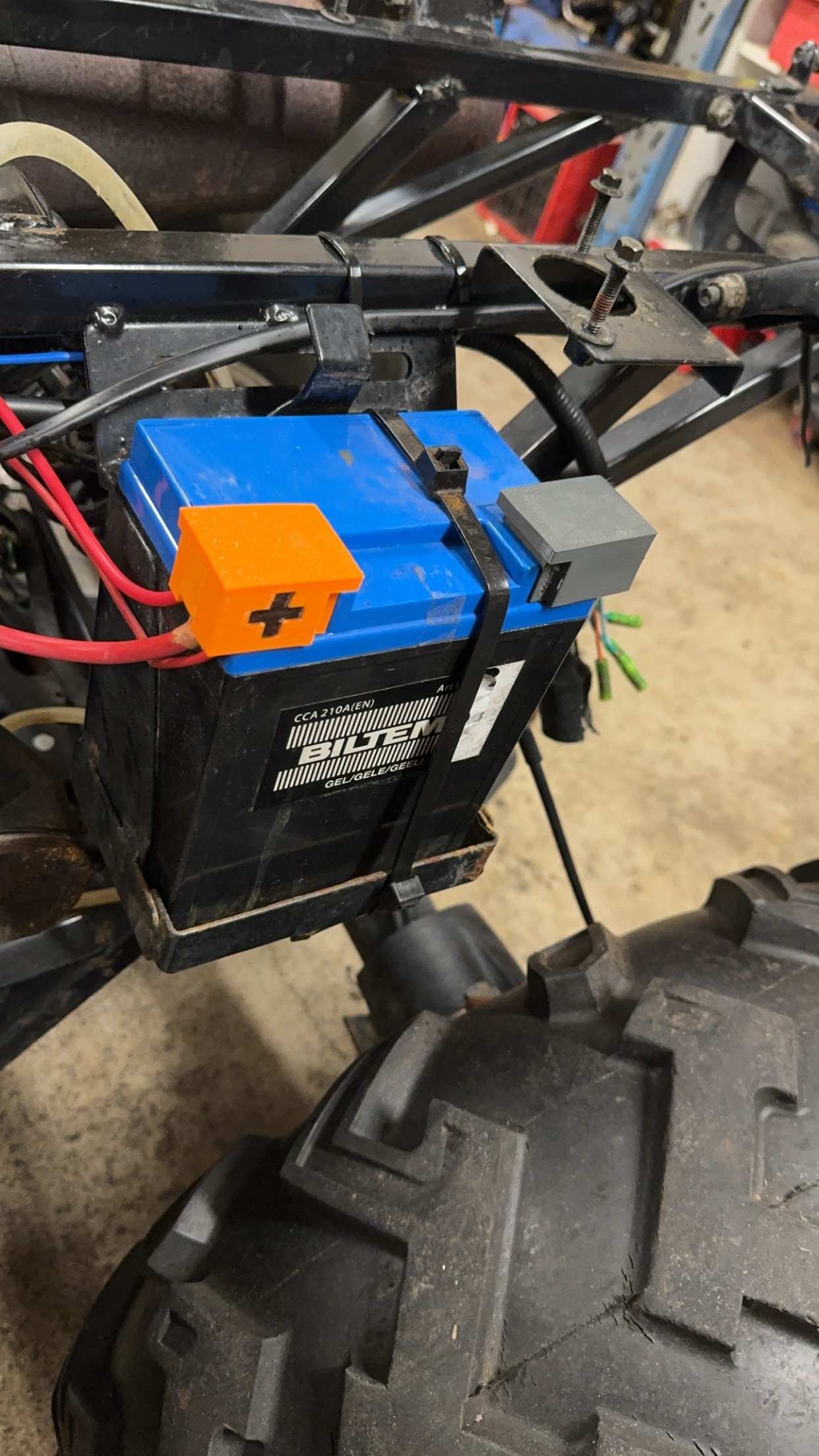 TPU 12v Battery cap by alexander | Download free STL model | Printables.com