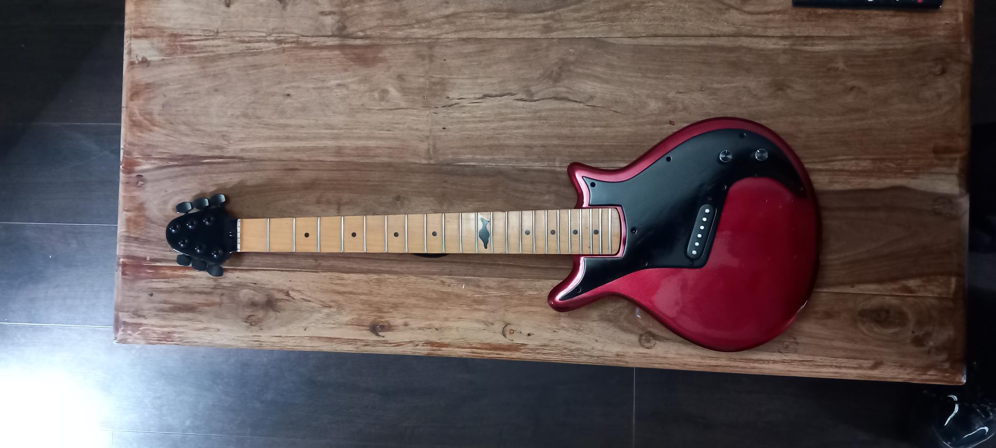 Travel guitar Brian May Red Special Clone par MMPrint | Téléchargez ...