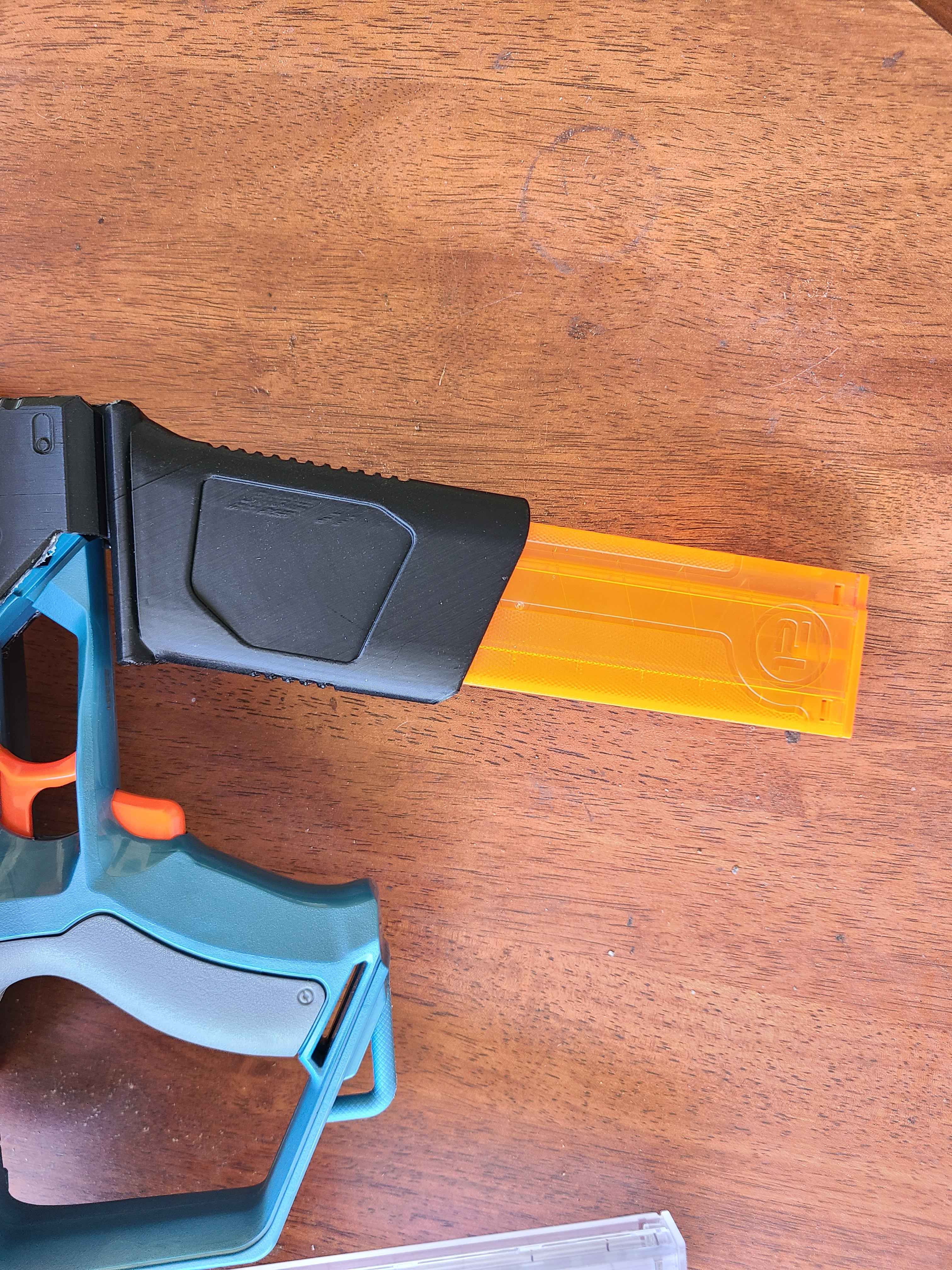 Picatinny Talon Mag Holder Foregrip by Soggy _Auggy | Download free STL ...