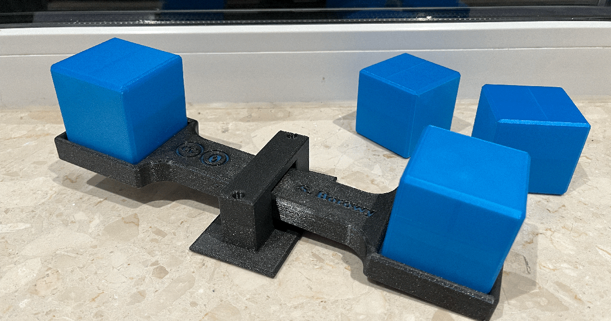 Balance Scale with Cubes (CS Unplugged teaching aid) by silasborowy ...