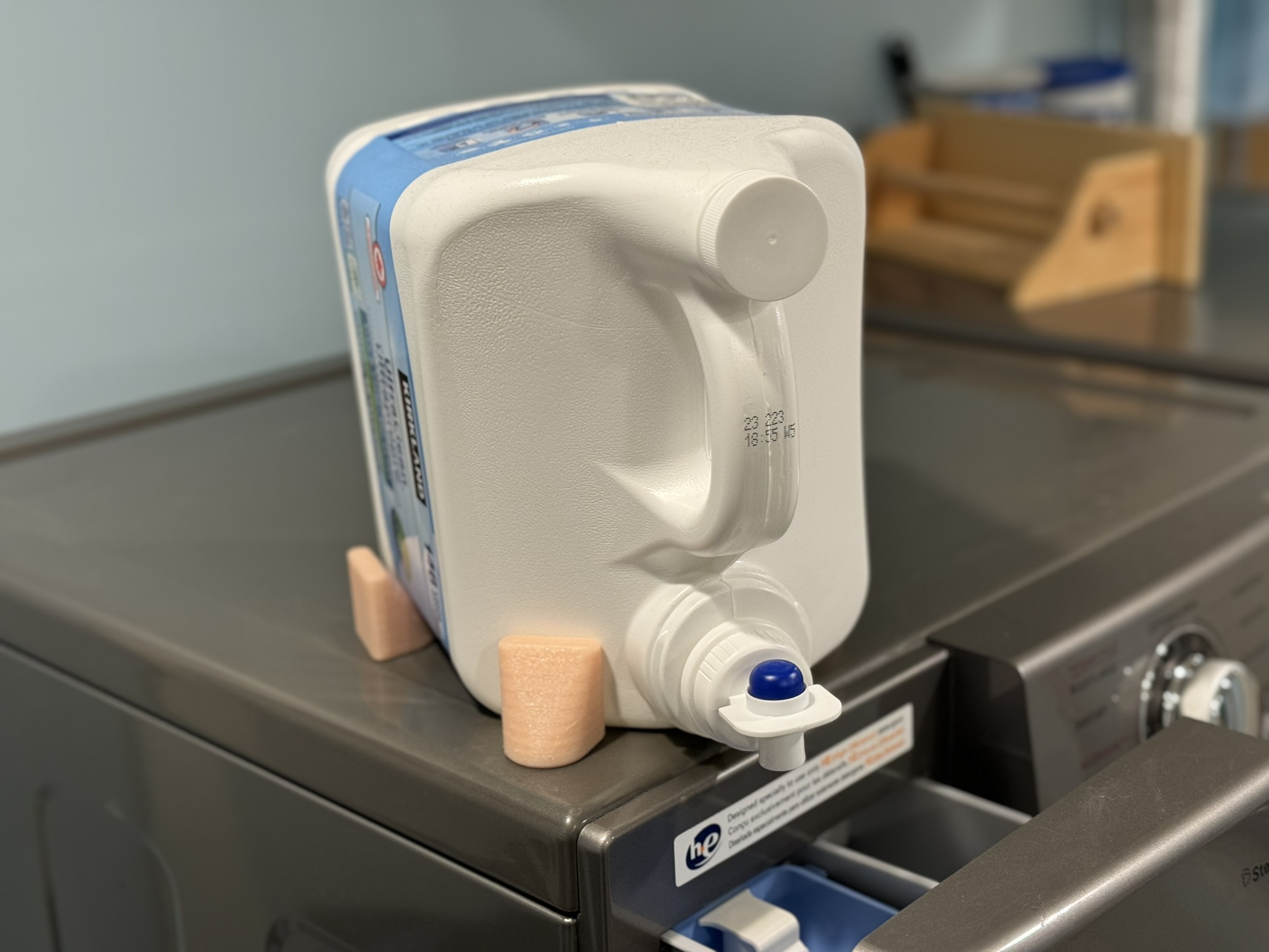Laundry detergent magnetic retainer by Adam | Download free STL model ...
