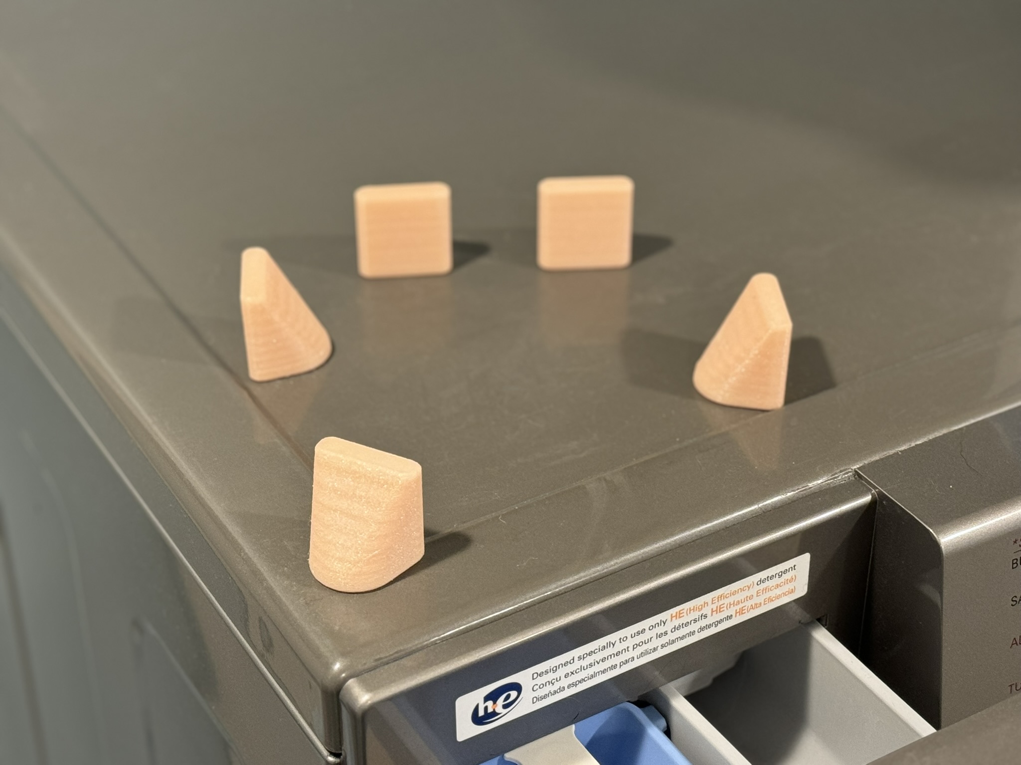 Laundry detergent magnetic retainer by Adam | Download free STL model ...