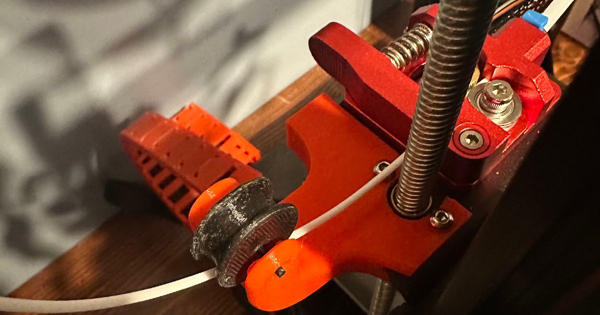 Ender 3 Filament Guide with reinforced arm by Aspenkarius | Download ...