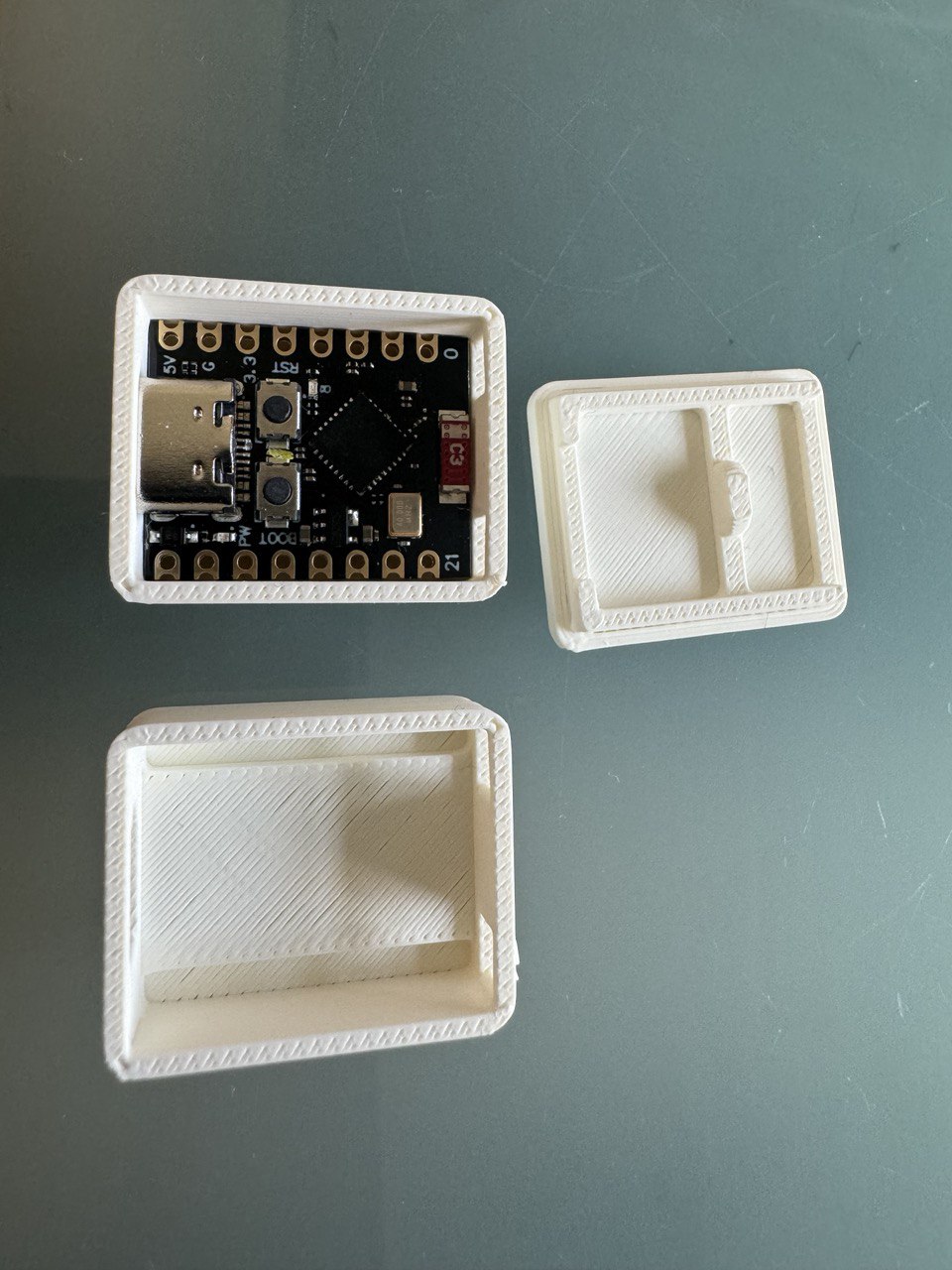 ESP32 Super Mini Enclosure by S. Barsoumian | Download free STL model ...