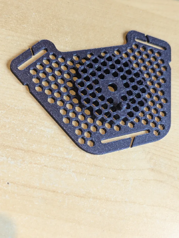 Vive Tracker Chest Mount with positioning pegs by Ed James | Download ...