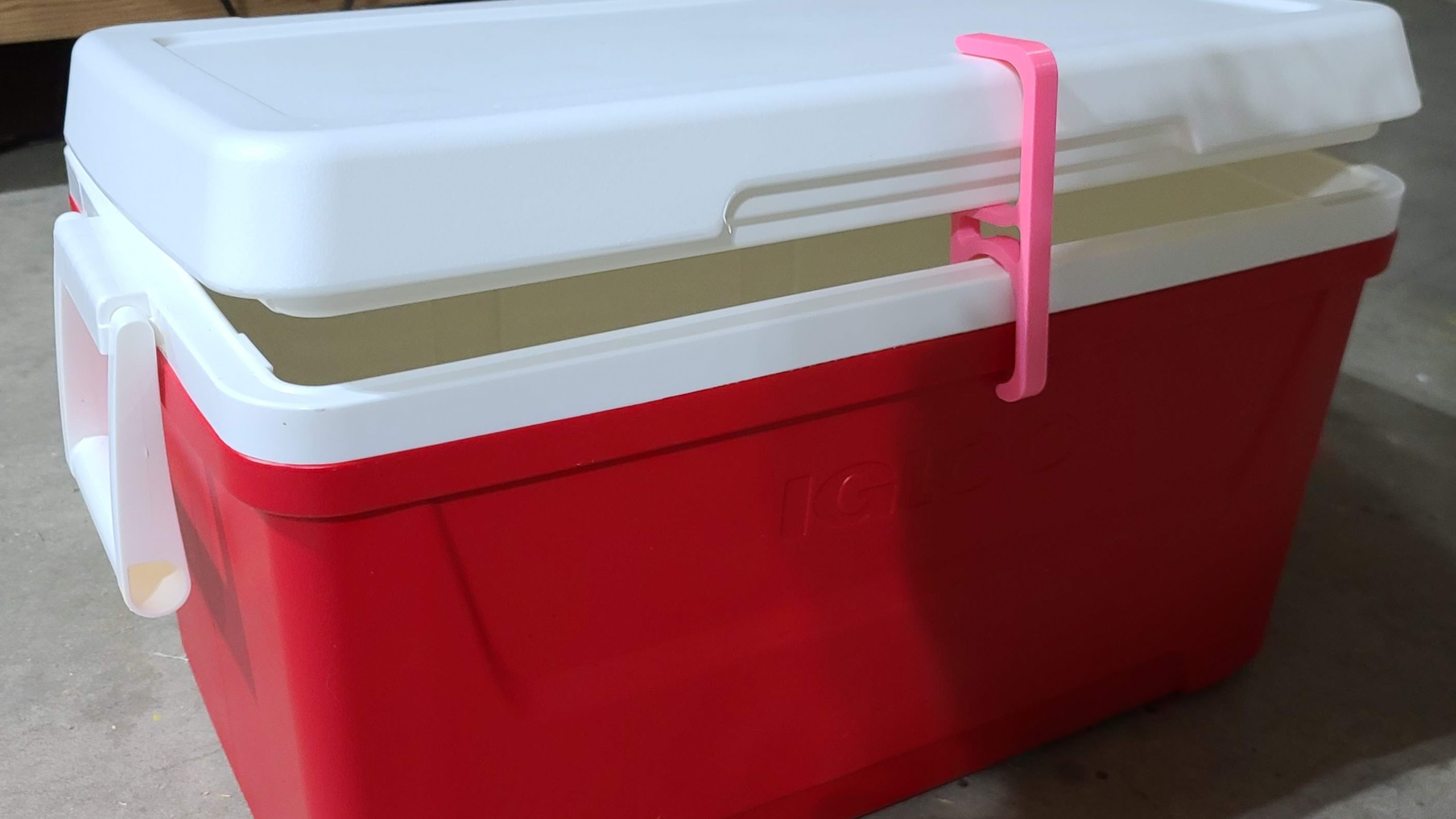 Cooler Lid Keeper by Carl Belcher | Download free STL model ...