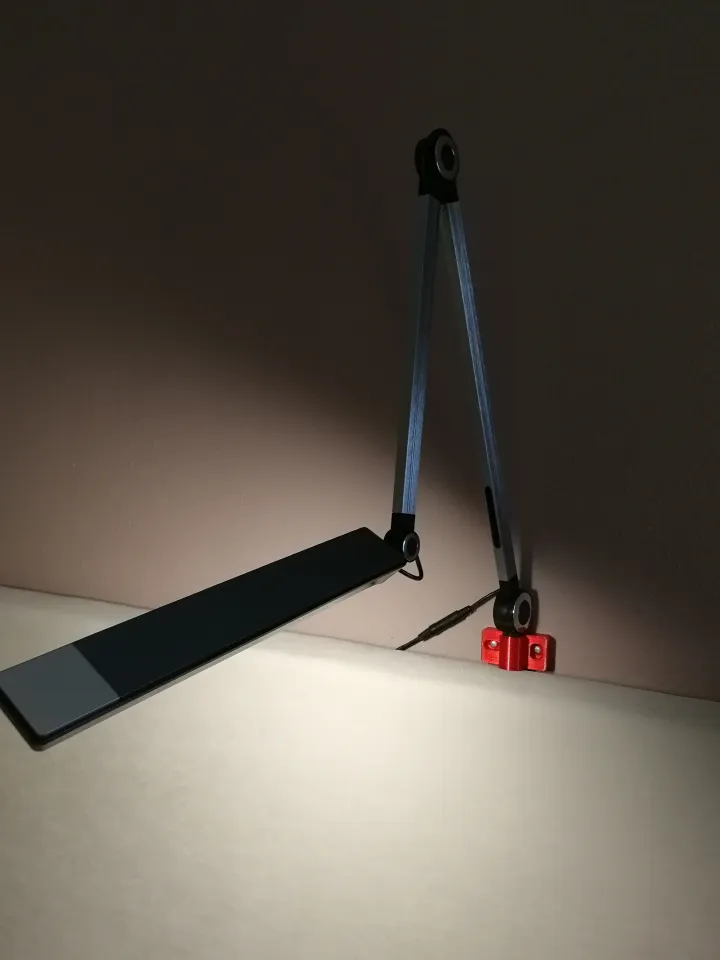 Lamp holder by Kiko64 | Download free STL model | Printables.com