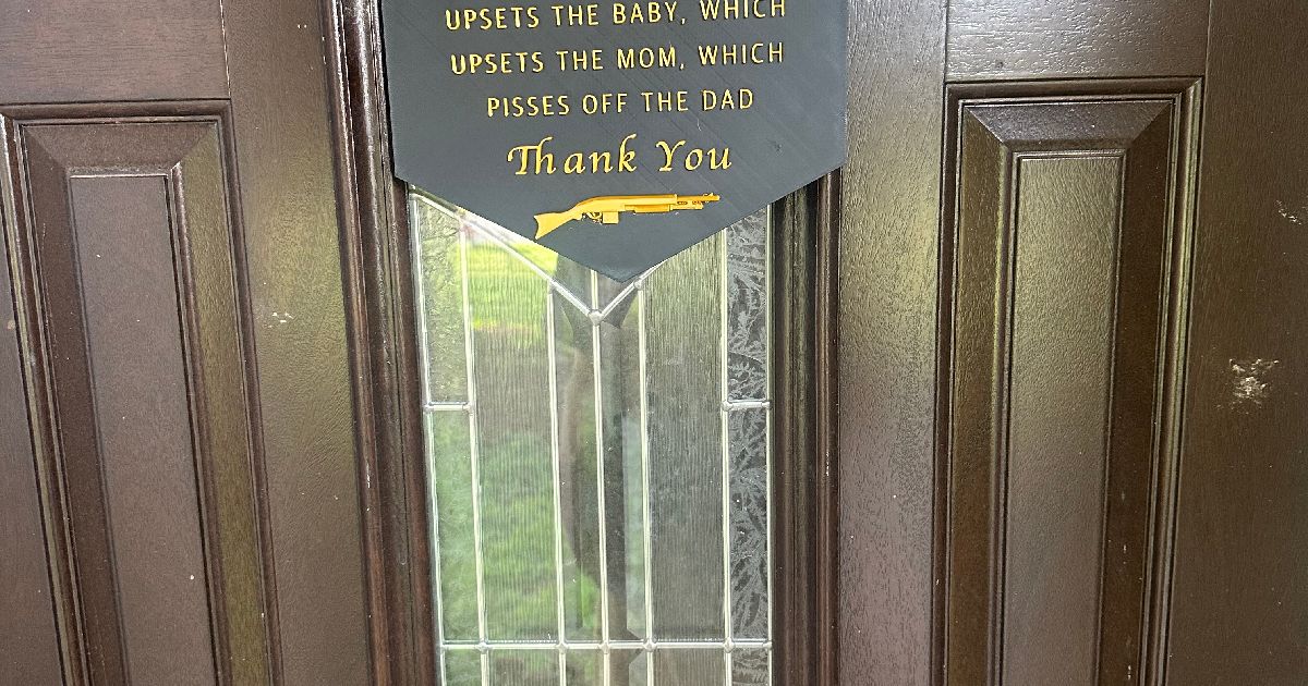 "Do Not Knock" Front Door Sign por Theo Koester | Descargar modelo STL ...