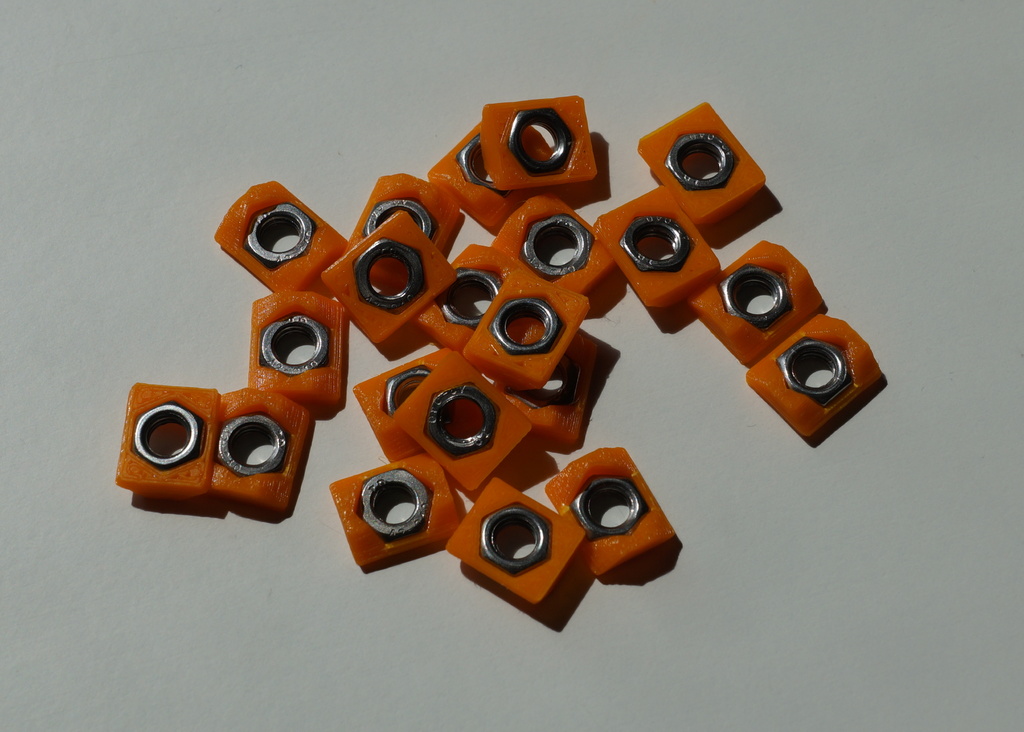 Hex nut helper M5 (DIN 439 hex nuts) for 2020 aluminum extrusions with ...