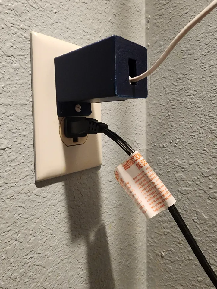 Blink Plug-In Device Lock by B3dlam | Download free STL model ...