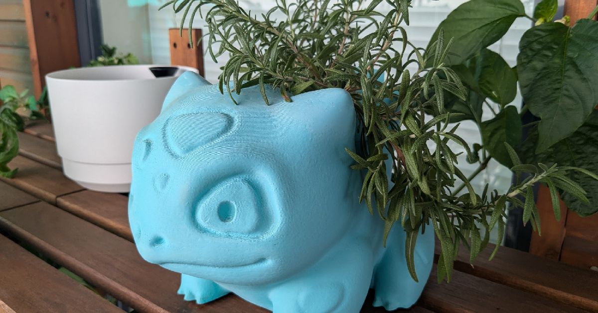 Bulbasaur Self Watering Pot (Ø 10 cm) by Jose L. González | Download ...