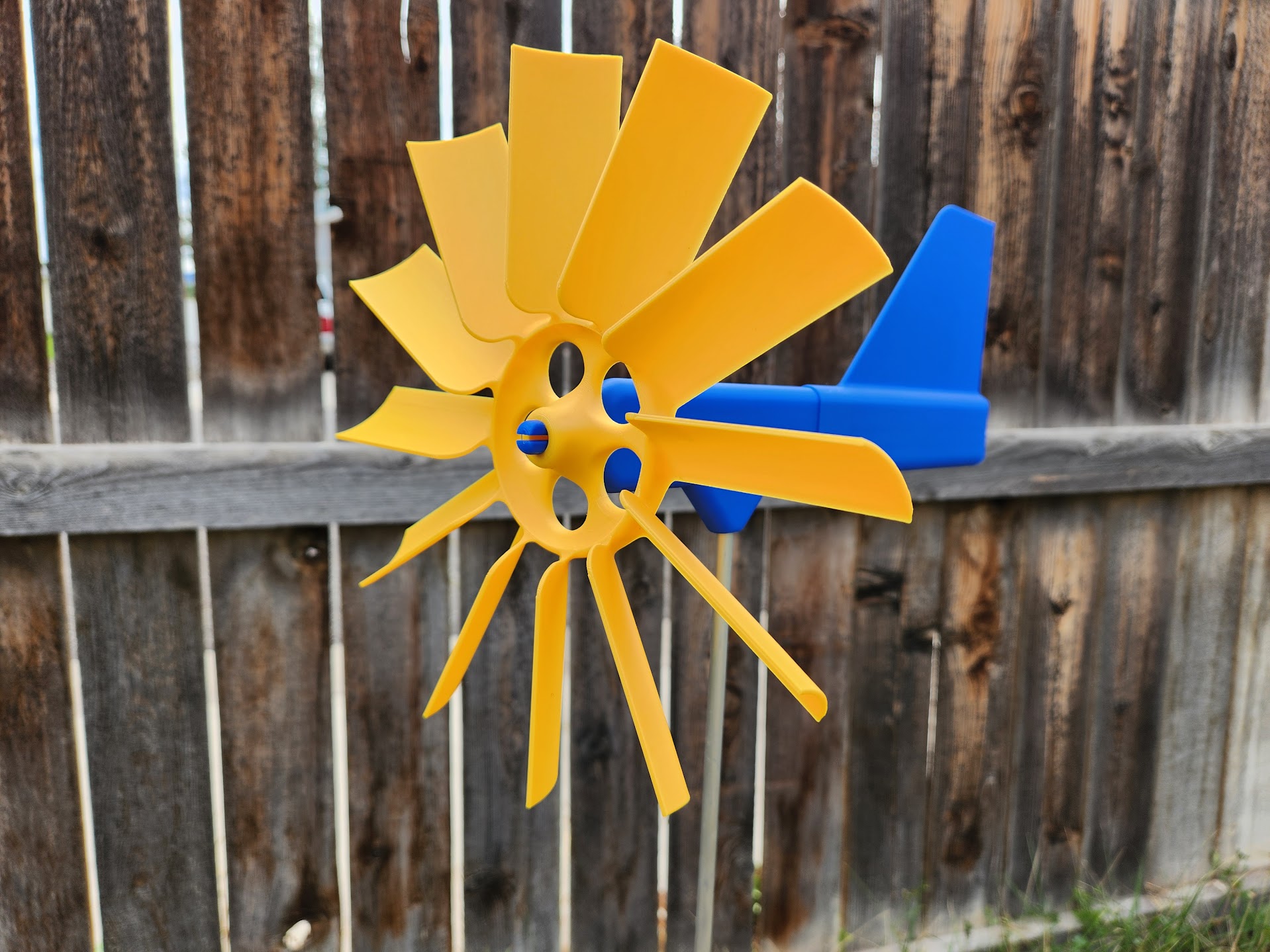 Easy to Print Windmill Wind Spinner by Carl Belcher | Download free STL ...