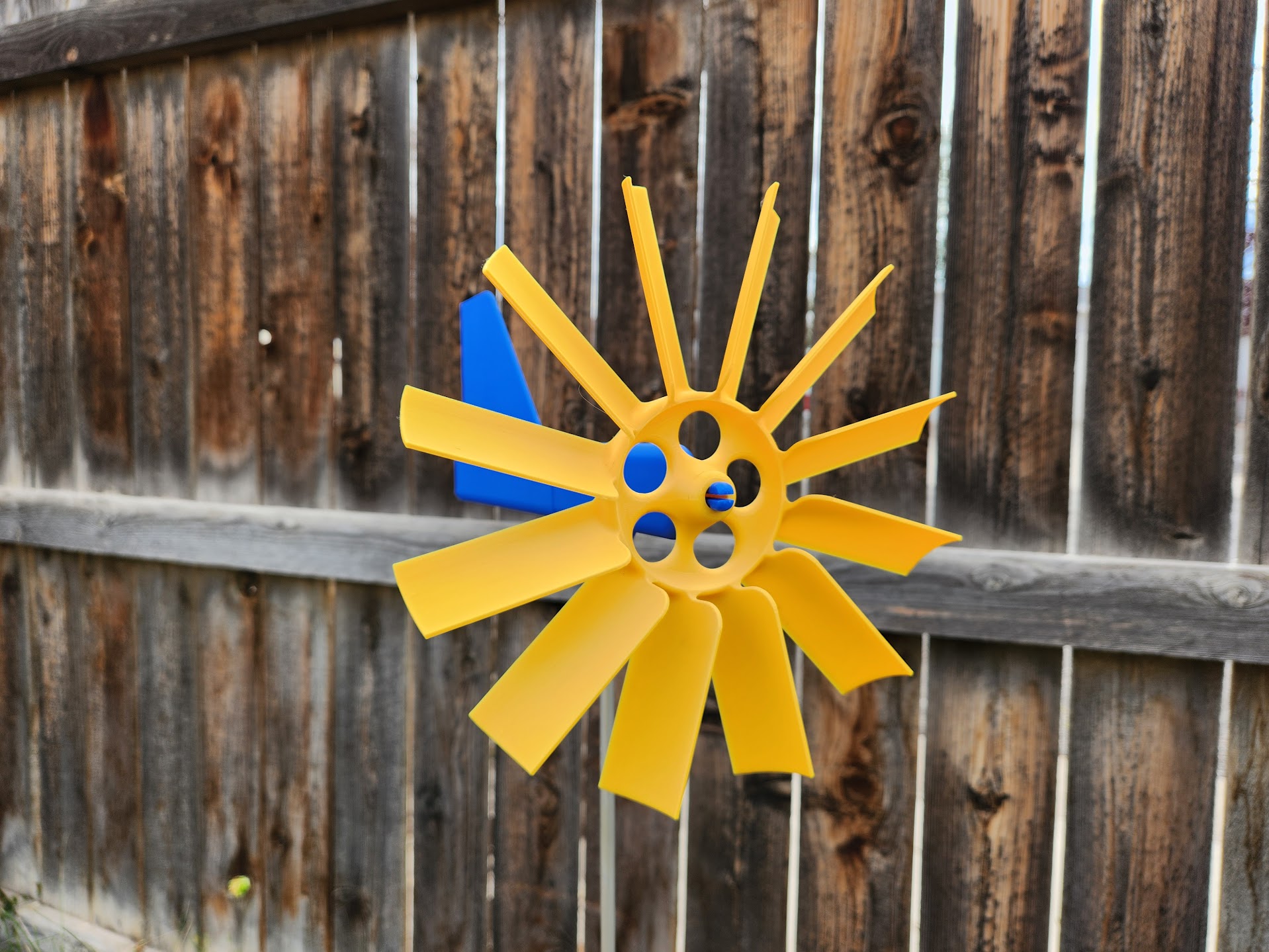 Easy to Print Windmill Wind Spinner by Carl Belcher | Download free STL ...
