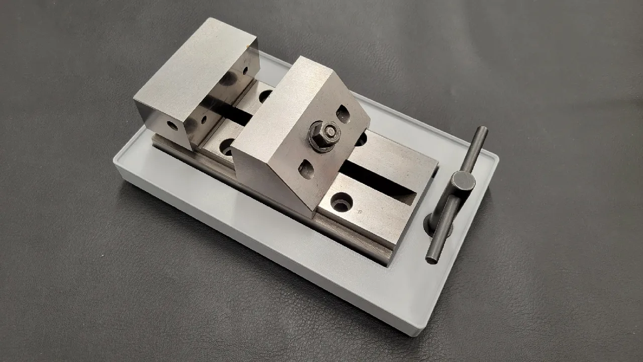 Hermann Schmidt 4in Grinding Vise Gridfinity by Clough42 | Download ...