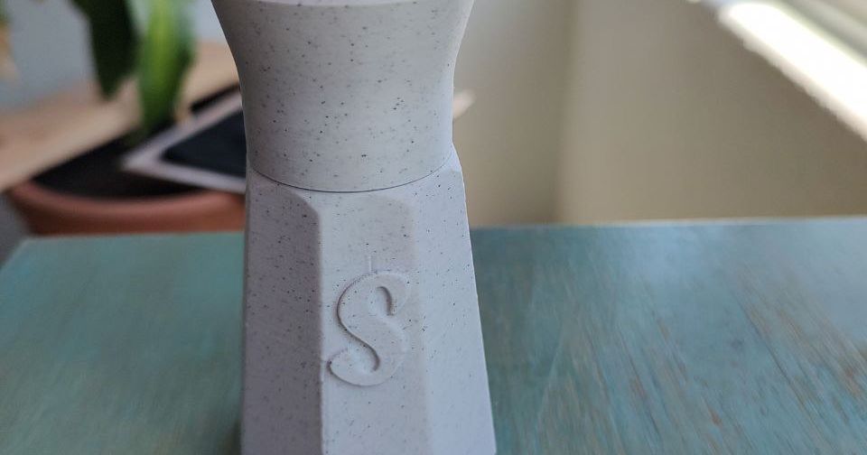 Salt Shaker with Capital S by Llama Chile Shop | Download free STL ...