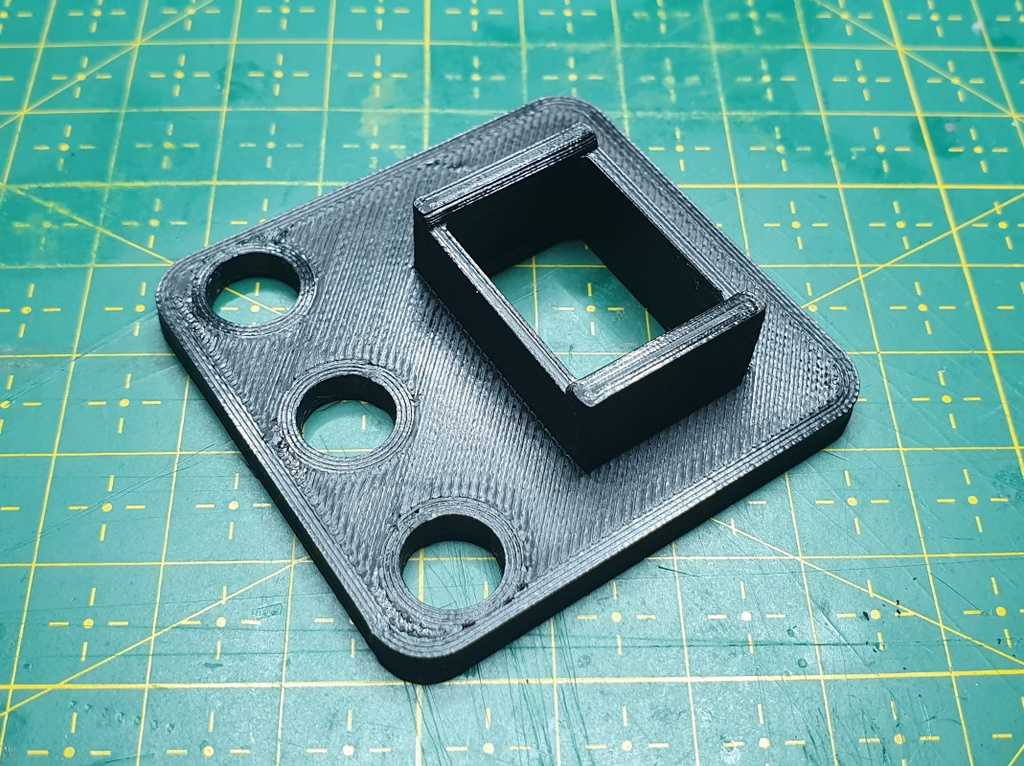 Single Keystone Rack Mount Bracket (for RJ45 couplers or similar) by ...