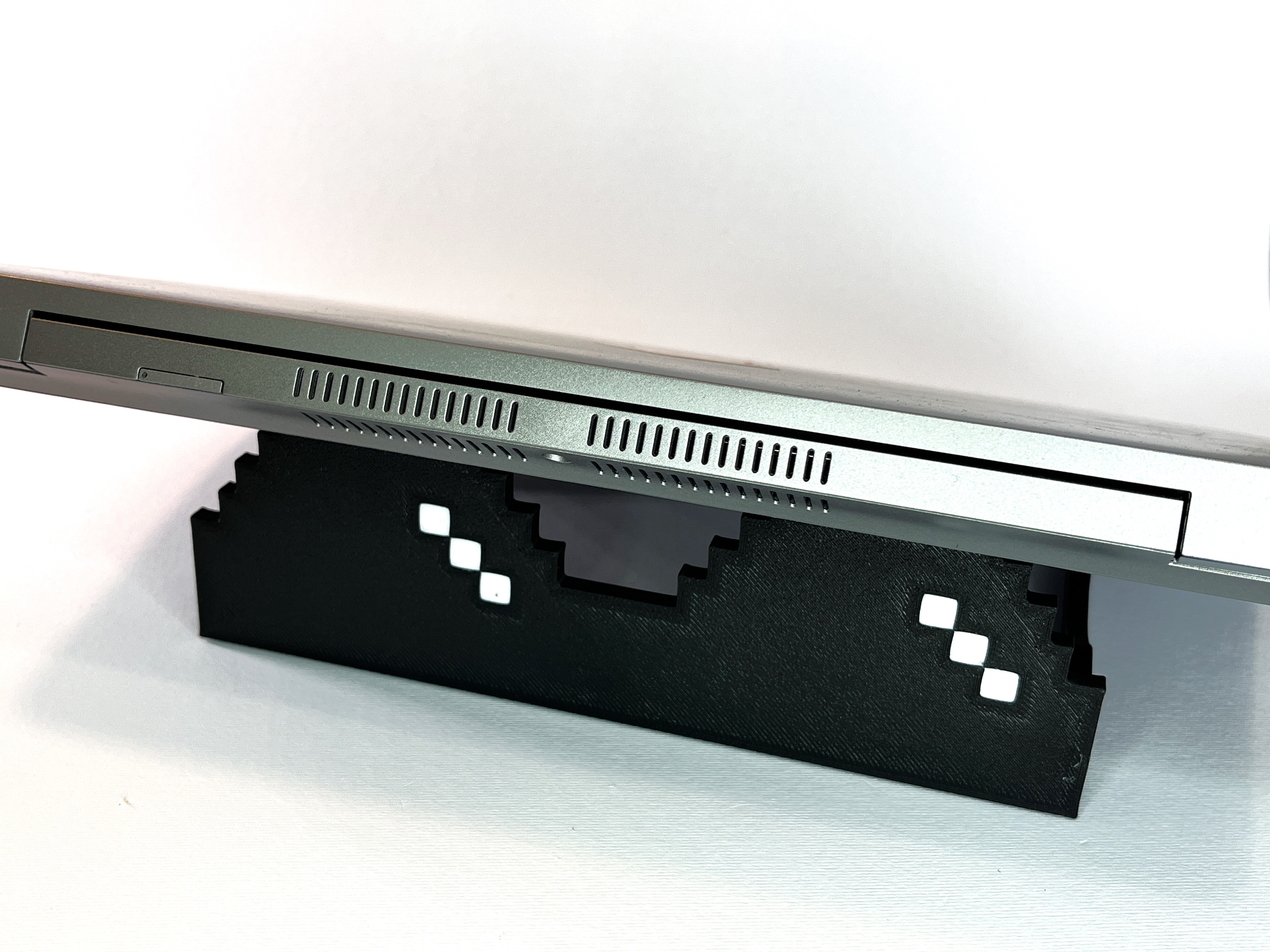 Swag Foldable Laptop Stand (+Magnet) Thug Life! by Valeria Momo ...