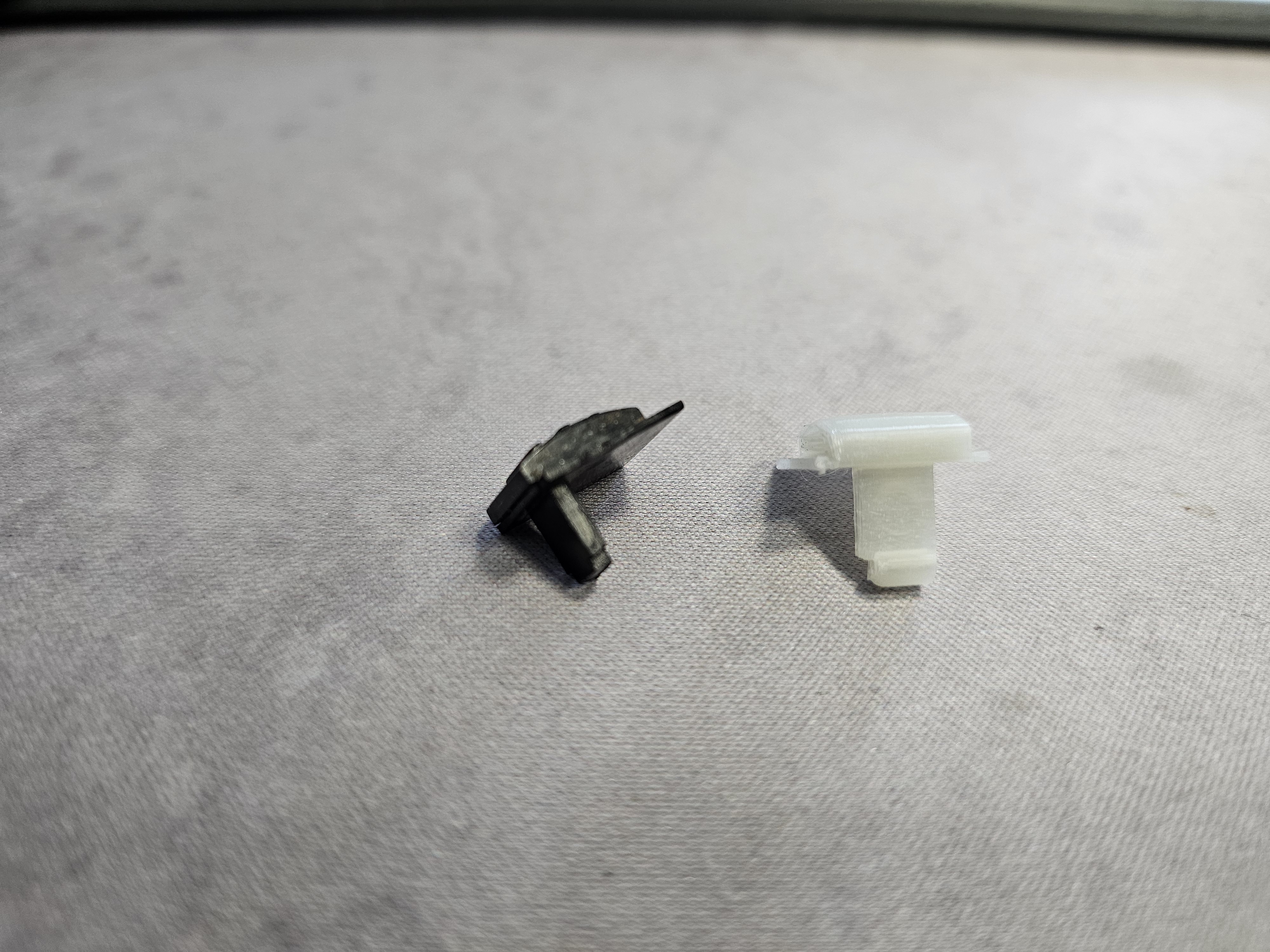 Albrecht AE-2800 CB-Radio - latch for battery pack by HeV | Download free STL model | Printables.com