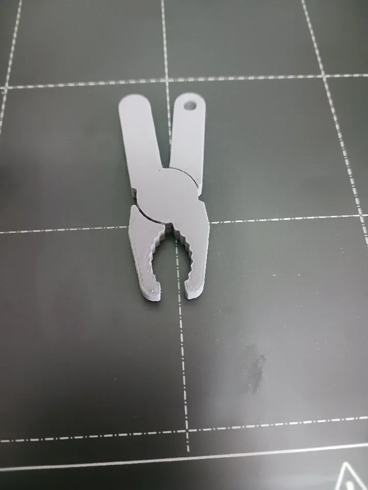 pliers by Luke | Download free STL model | Printables.com