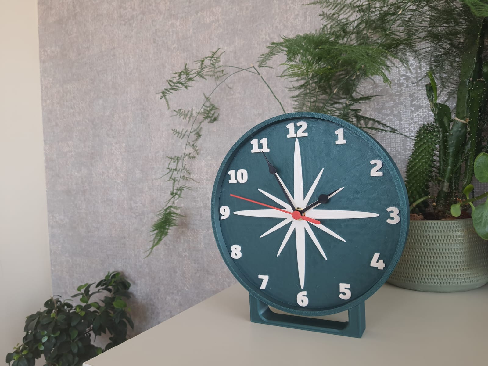 Large Desk Clock Design by sercan küçükbaltaci | Download free STL ...