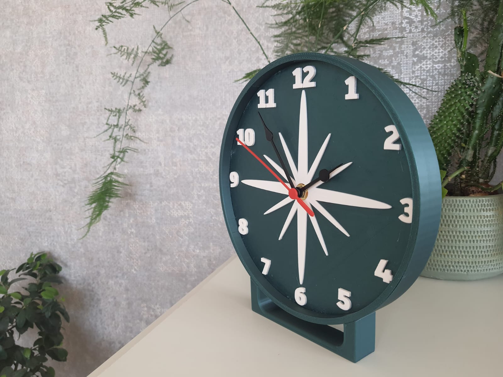 Large Desk Clock Design by sercan küçükbaltaci | Download free STL ...