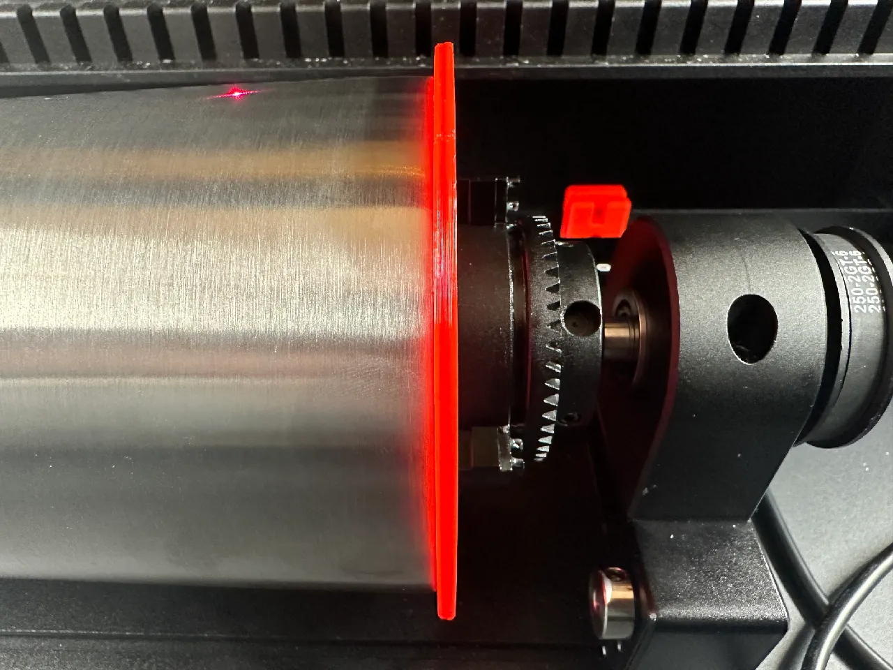 Parametric xTool RA2 Rotary Chuck and Backstop Fence by GizmoGoody ...