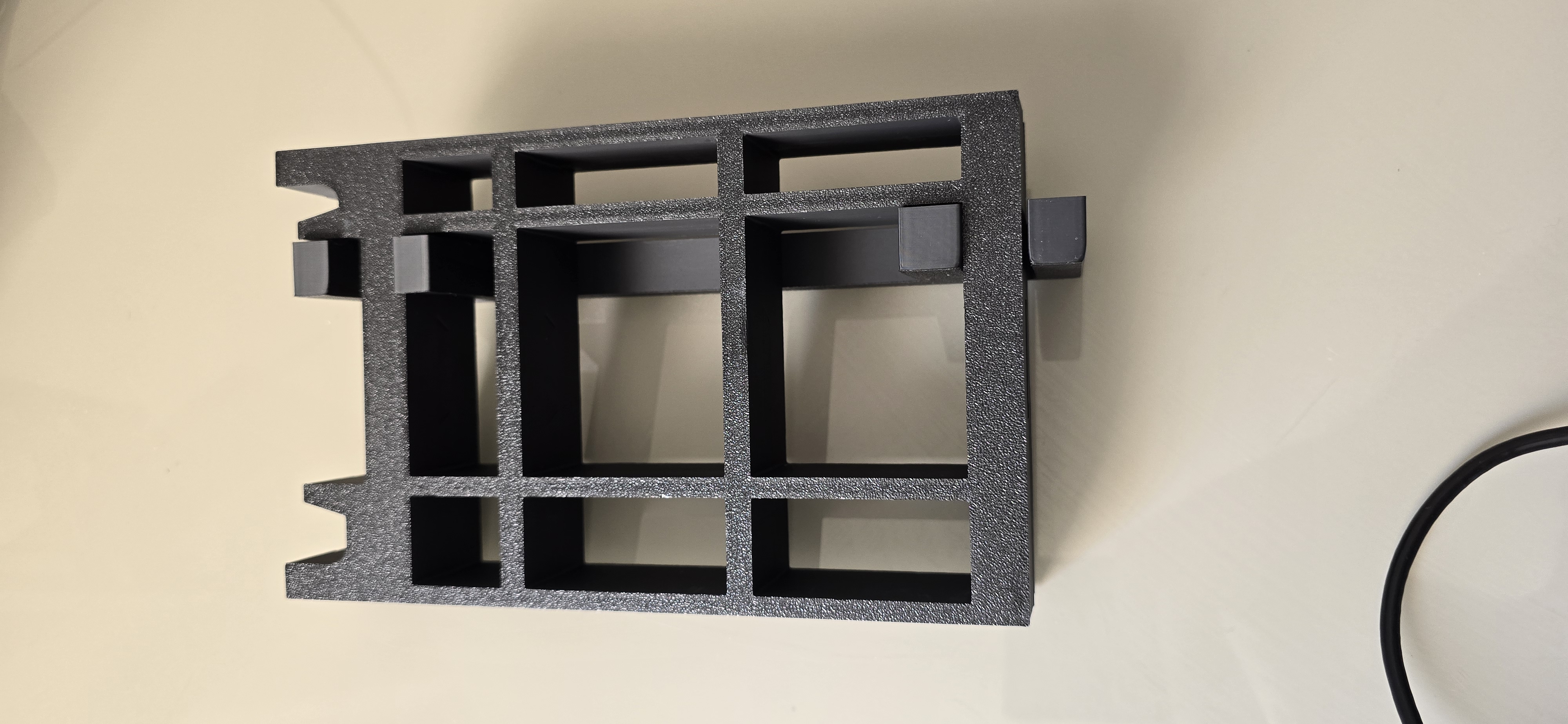 Portable Monitor Stand (Portable Version) by soterocra | Download free ...