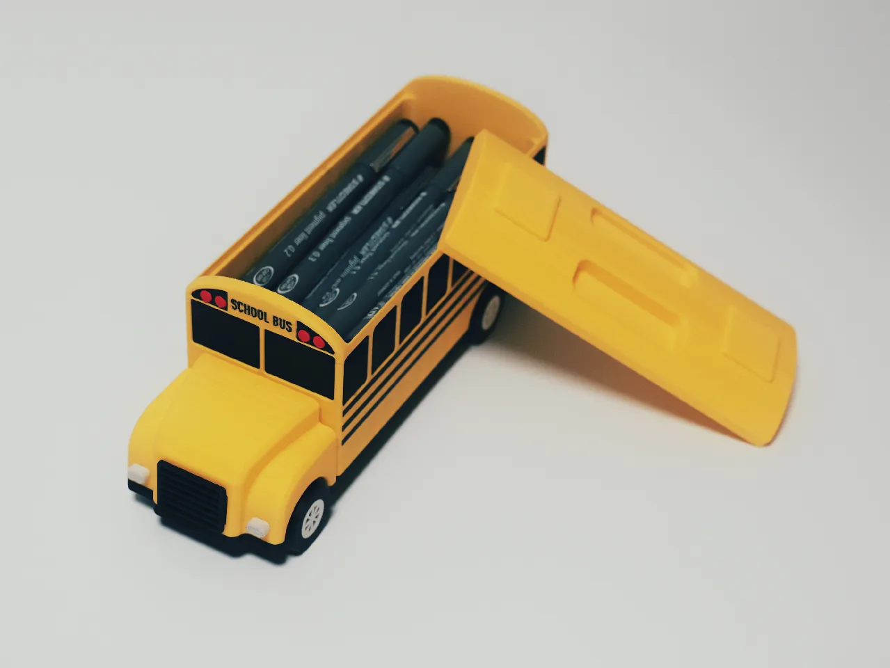 School Bus Pencil Case by 9percent | Download free STL model ...