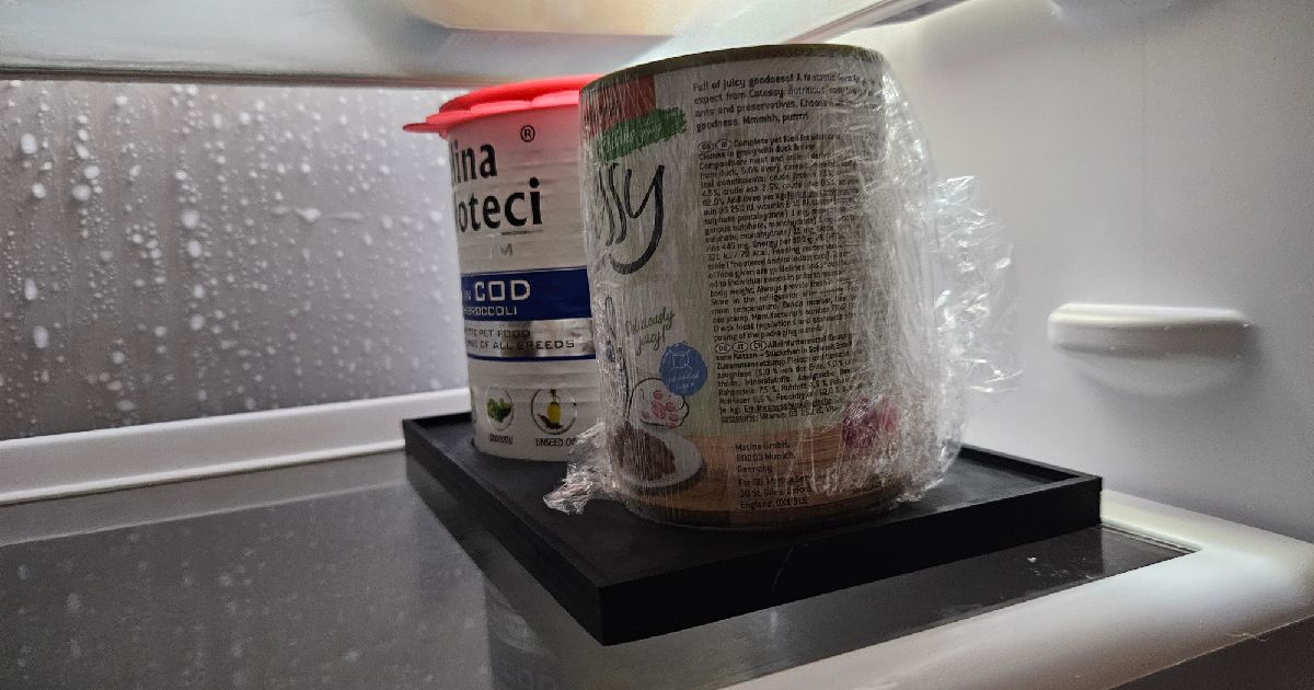 Pets box holder to fridge 400g/800g by Szybkidruk3d | Download free STL ...