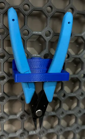 Multiboard Snips Bracket von Rubennatoncun | Kostenloses STL-Modell ...