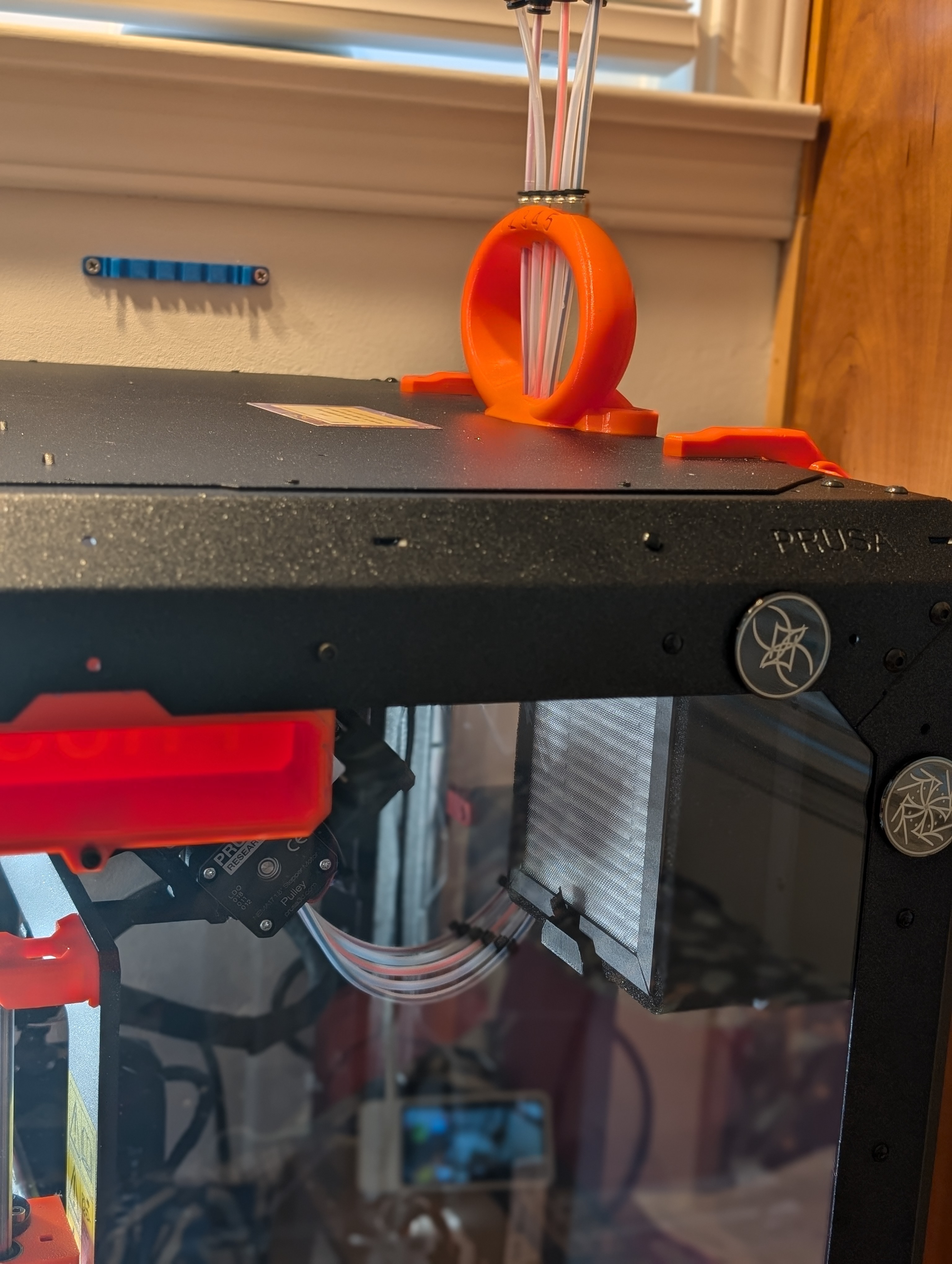 Elliptical MMU feedthrough for Prusa enclosure by Ben Shepperson ...
