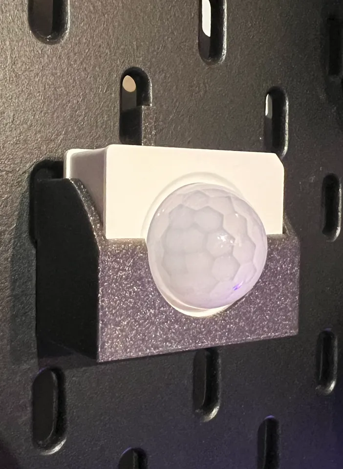 Skadis Sonoff Motion Sensor Mount by Anisee | Download free STL model ...