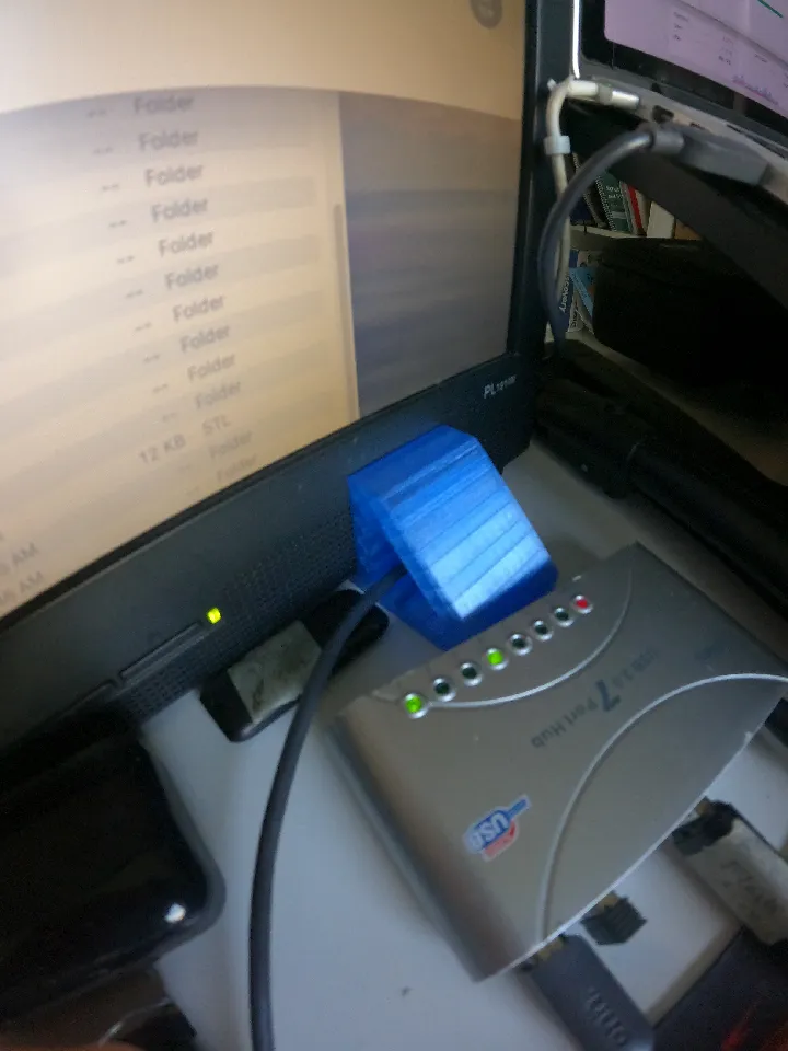 Monitor Stand by Gavin Pyle | Download free STL model | Printables.com