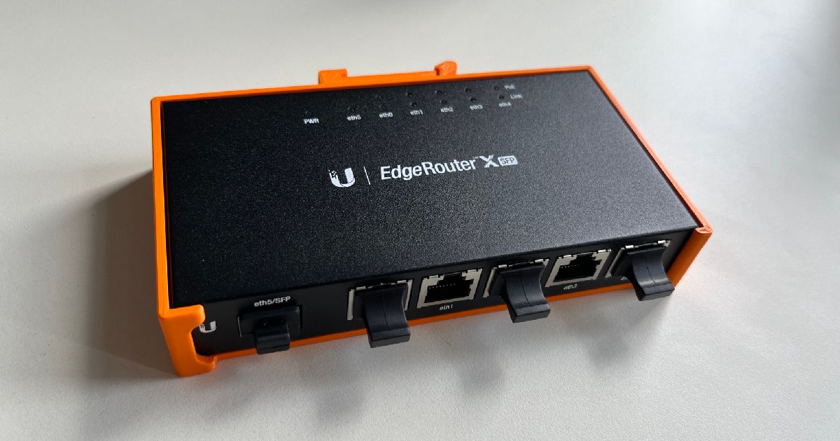 EdgeRouter SFP DIN Rail Mount by cm0x4d | Download free STL model ...