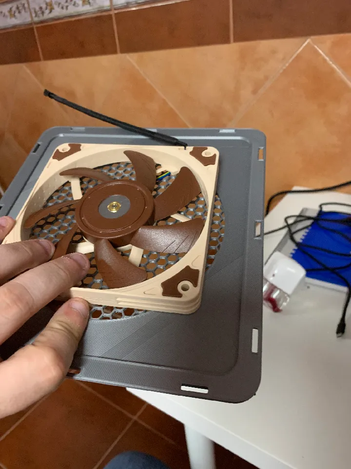 THERMALTAKE Core V1 (FAN TOP) by Wences Maker Lab | Download free STL ...