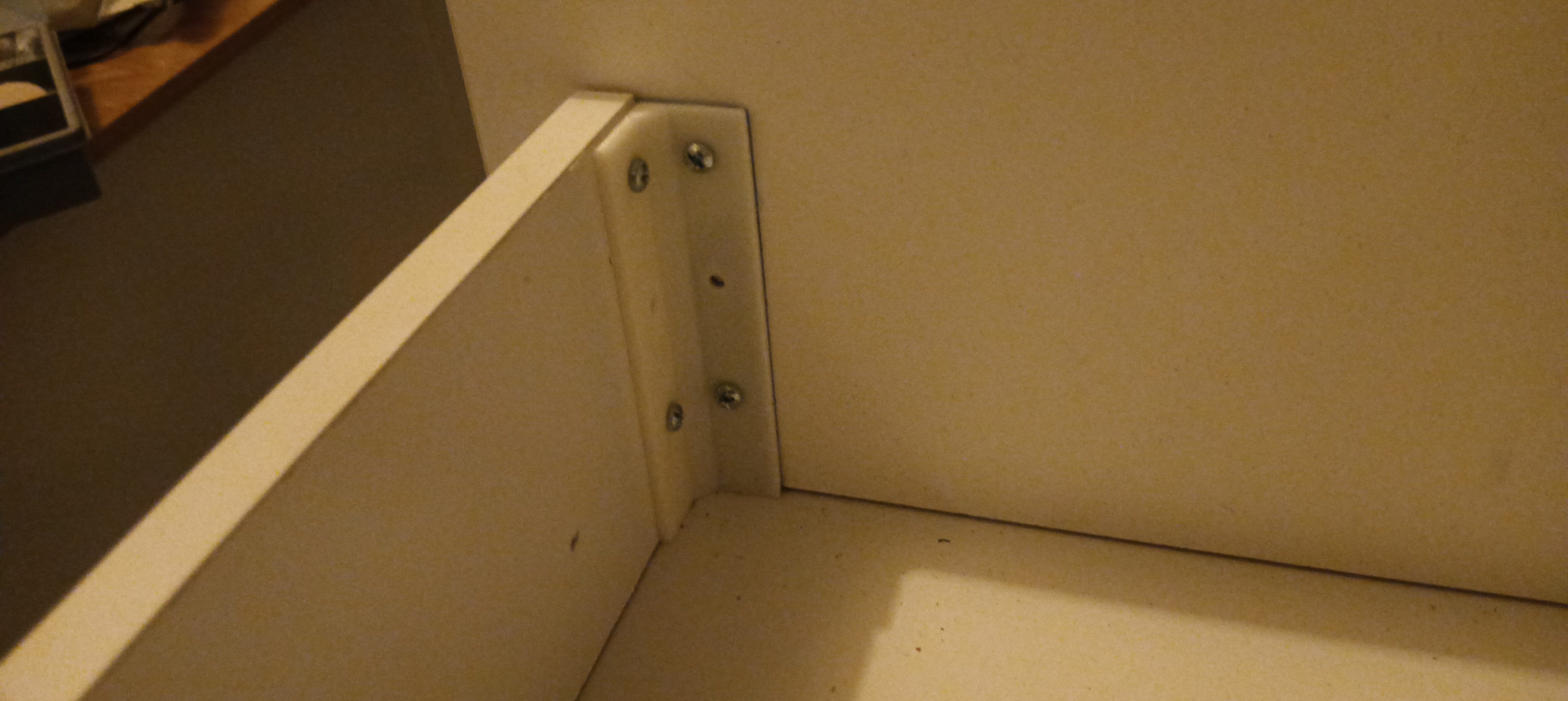 Drawer Bracket by 3DPrinterDoctor | Download free STL model ...