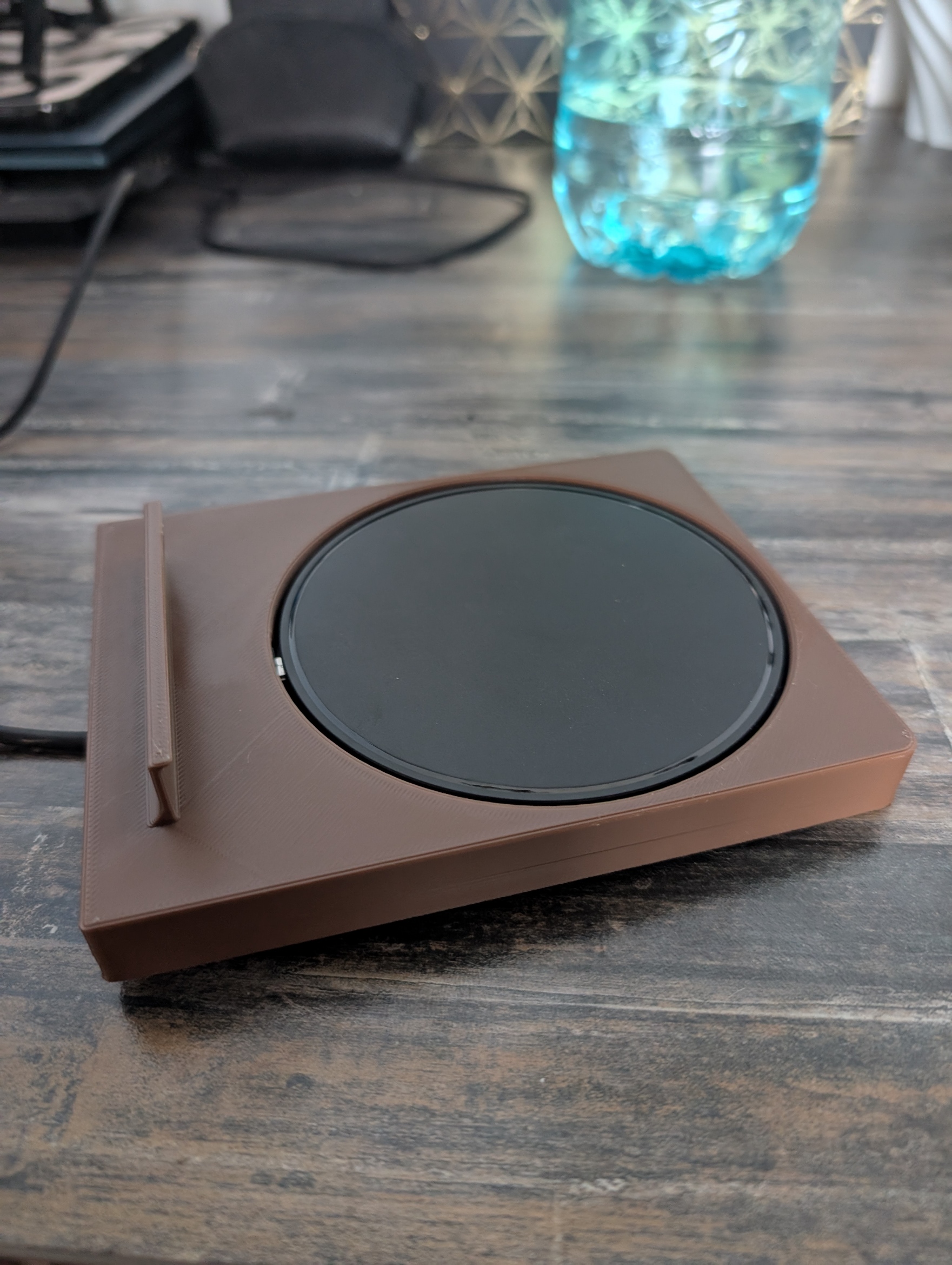 Mobile Phone collapsible wireless charging station by Bogdan Tanasa ...