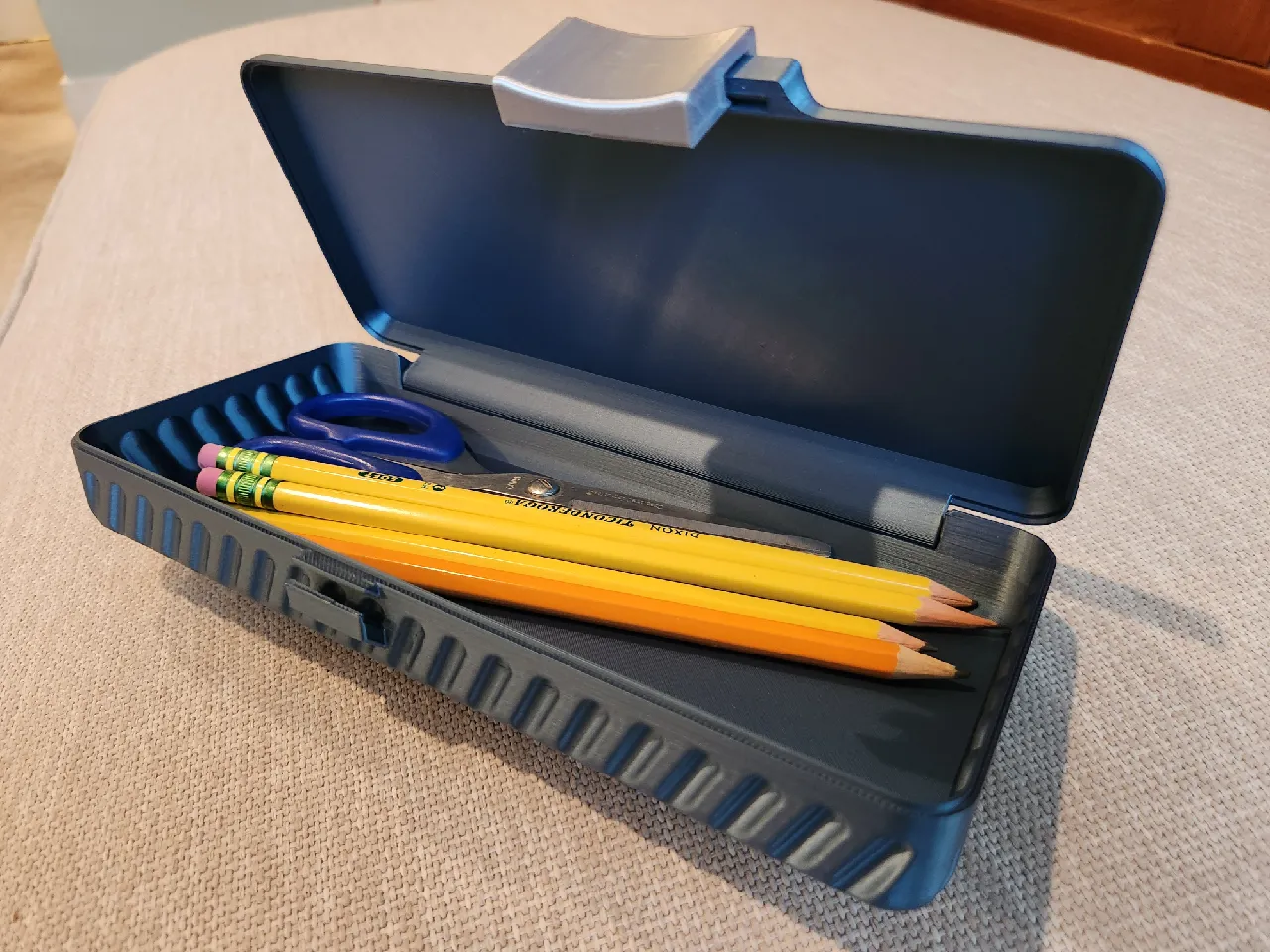 Pencil Case (Fully Printable) by squinn | Download free STL model ...