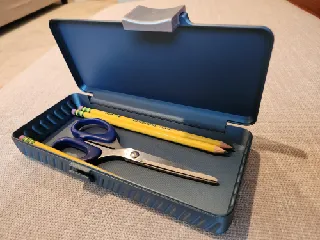 Pencil Case (Fully Printable) by squinn | Download free STL model ...