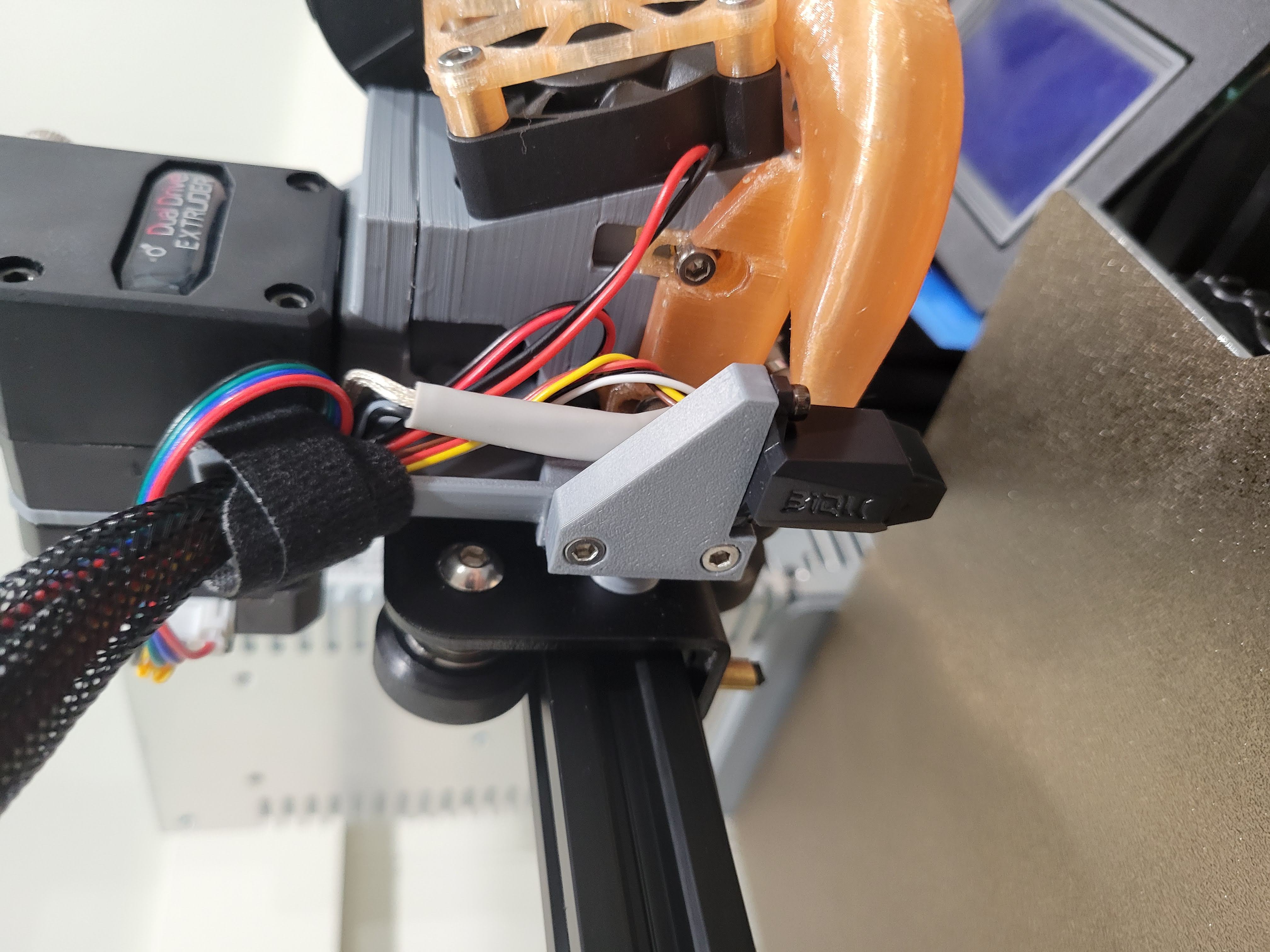 Biqu Microprobe Mount for HMG7 by 828RM | Download free STL model ...