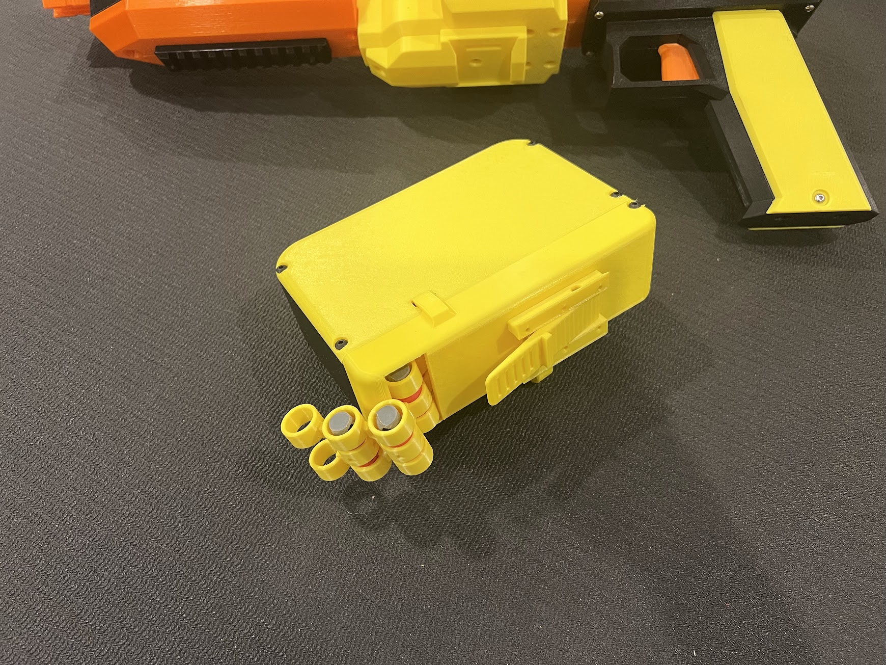 HBM-23 Side Clipped Ammo Box by Jerry | Download free STL model | Printables.com