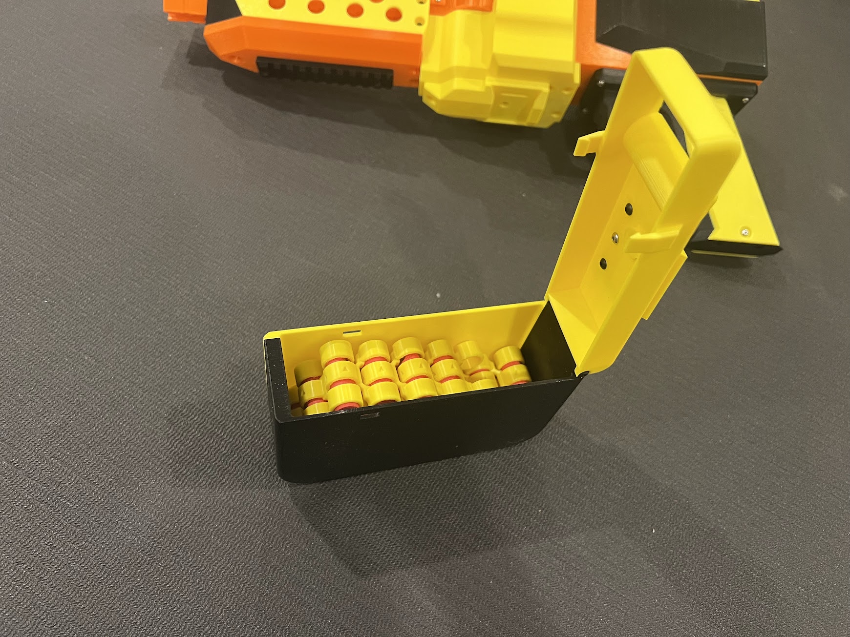 HBM-23 Side Clipped Ammo Box by Jerry | Download free STL model | Printables.com