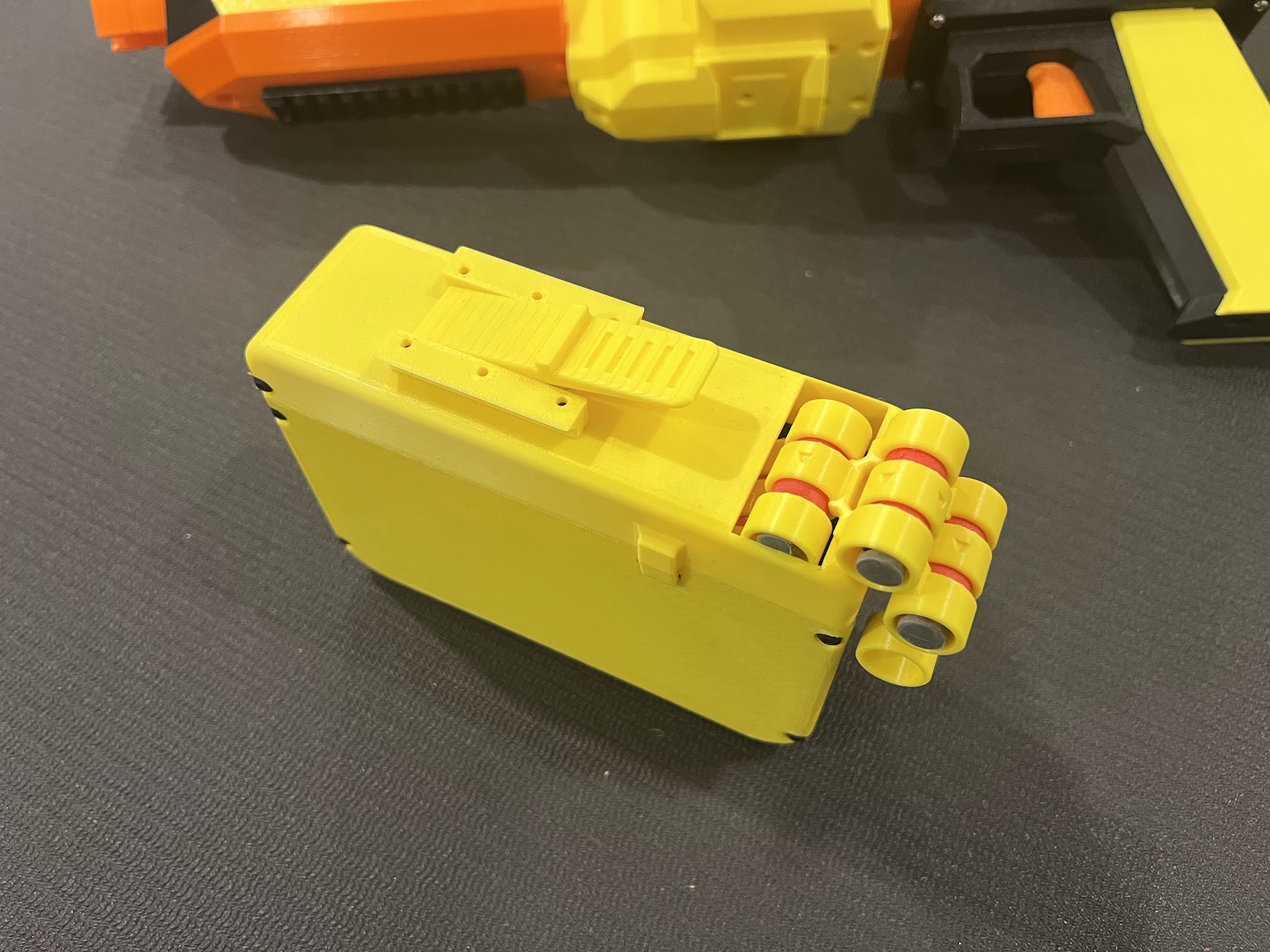 HBM-23 Side Clipped Ammo Box by Jerry | Download free STL model | Printables.com